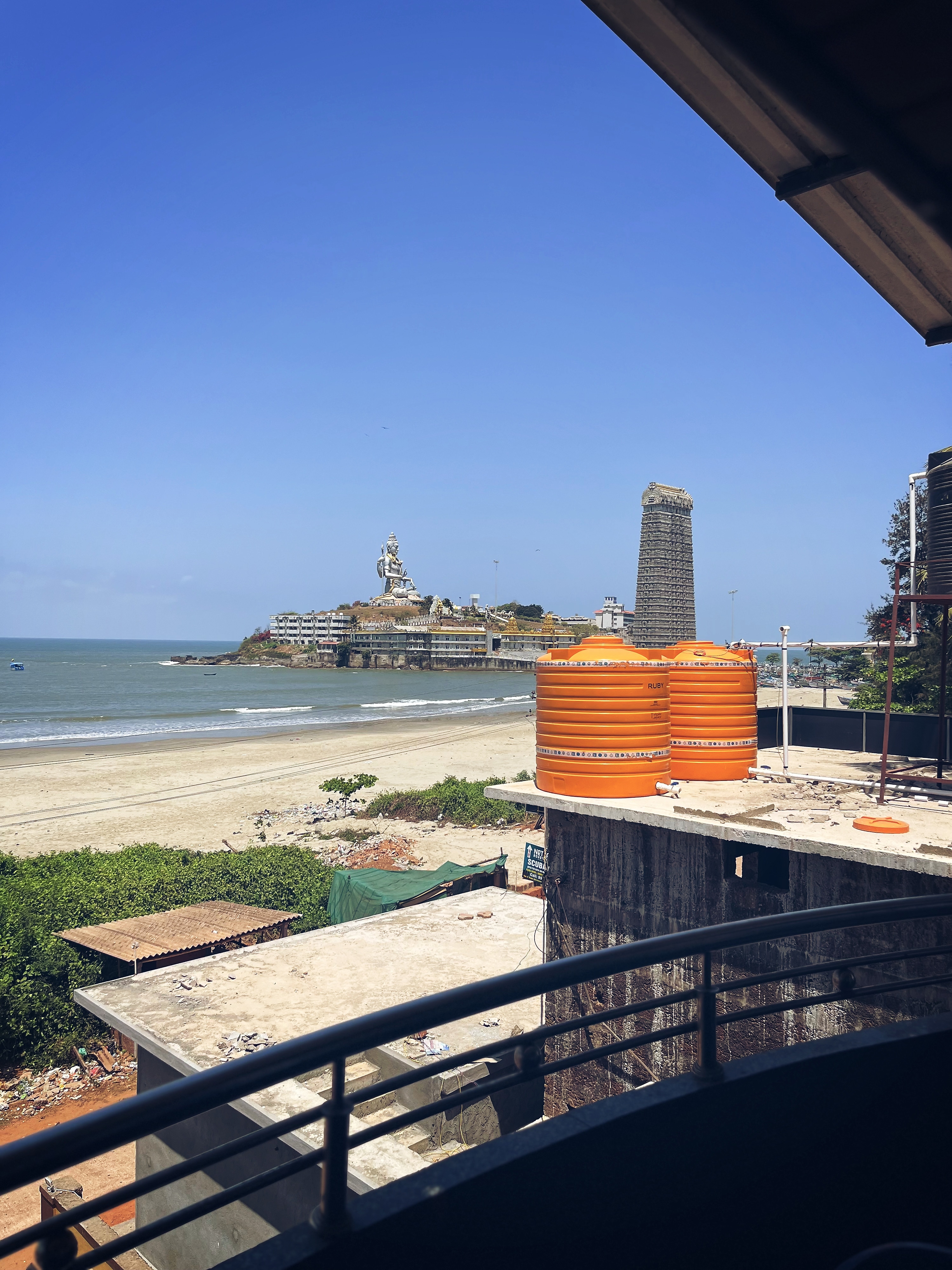 Aryana Guest House Sea View 𝗕𝗢𝗢𝗞 Murudeshwar Homestay 𝘄𝗶𝘁𝗵 𝗙𝗥𝗘𝗘 ...