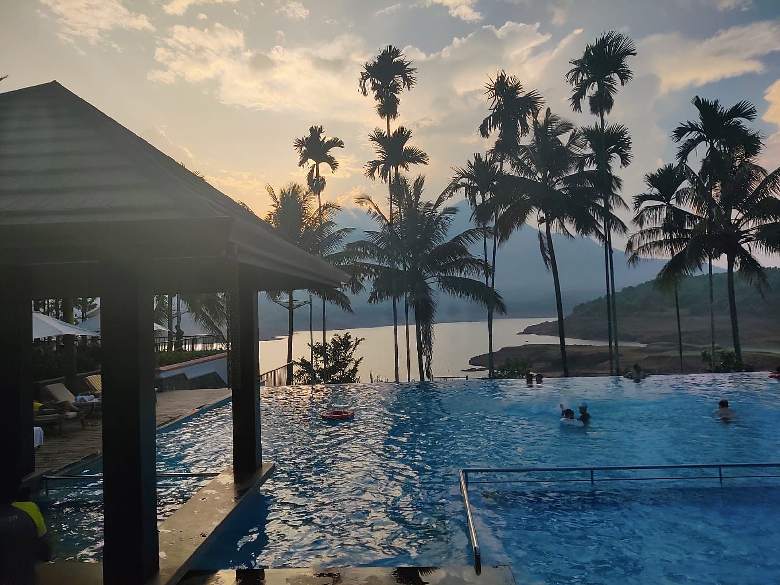 Taj Wayanad Resort & Spa, Kerala 𝗕𝗢𝗢𝗞 Wayanad Hotel 𝘄𝗶𝘁𝗵 ₹𝟬 𝗣𝗔𝗬𝗠𝗘𝗡𝗧