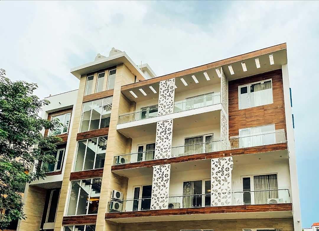 Flock Hotel I Golf Course Road Near Dlf Phase 1 Metro station I ...