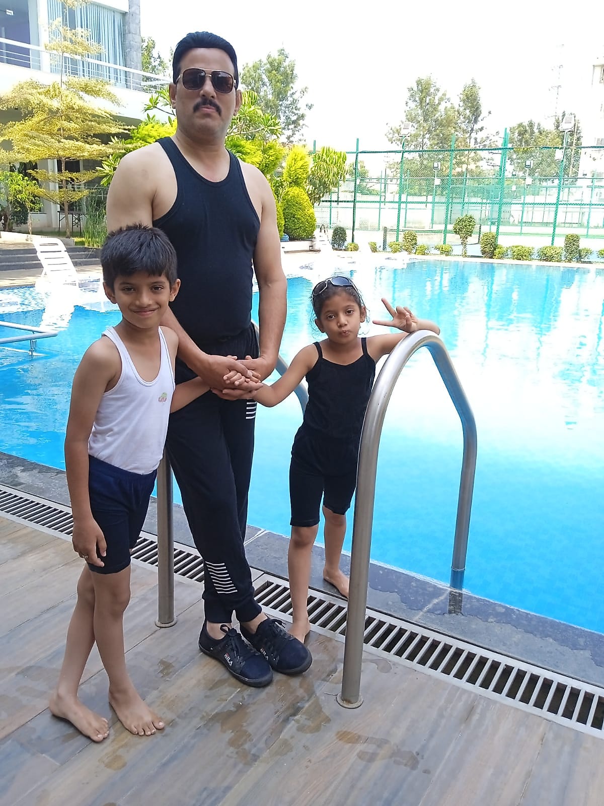 VRR Astoria Hotel and Convention Centre 𝗕𝗢𝗢𝗞 Bangalore Resort 𝘄𝗶𝘁𝗵 𝗙𝗥𝗘𝗘 ...