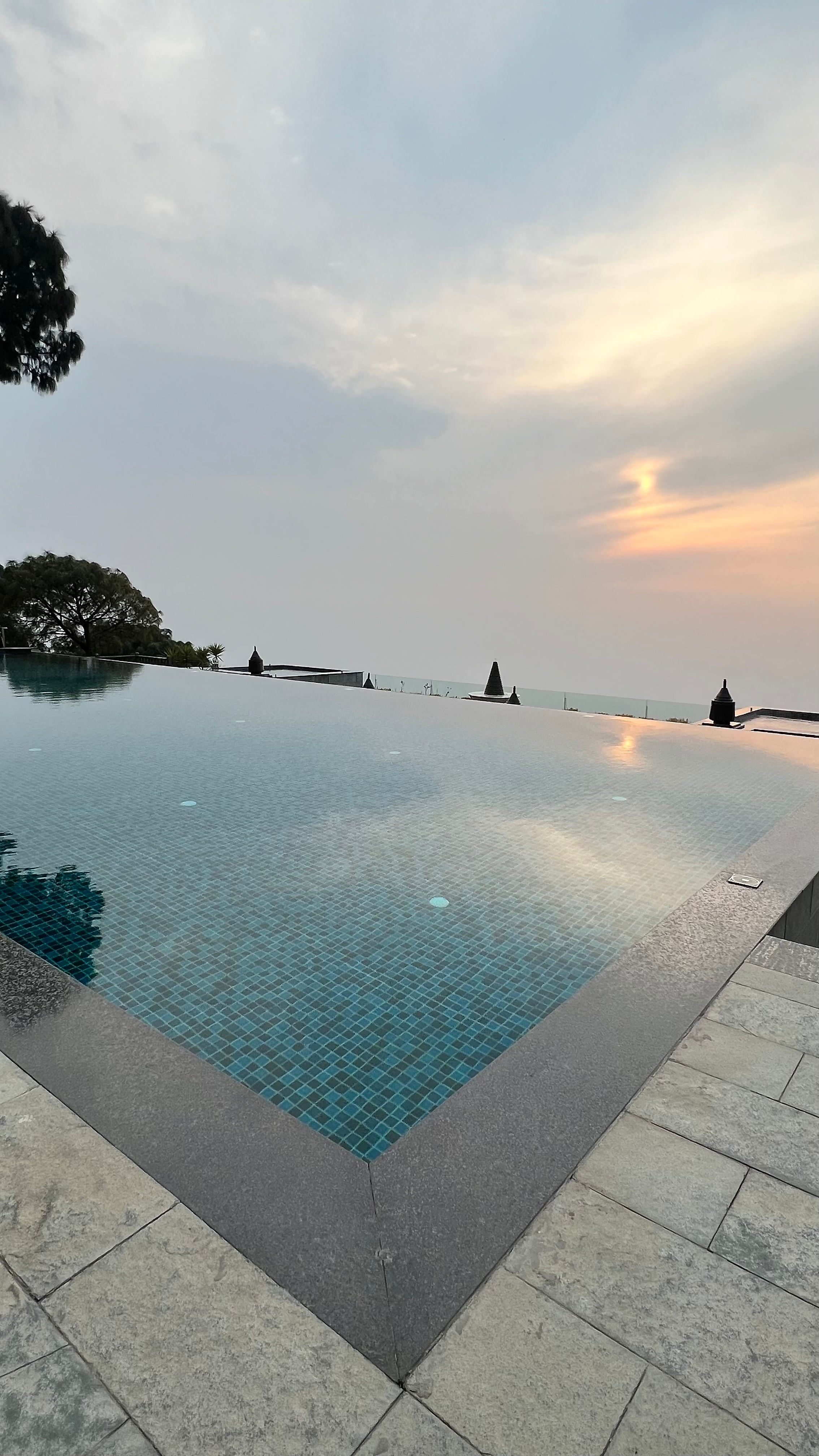 Moksha Himalaya Spa Resort 𝗕𝗢𝗢𝗞 Parwanoo Resort 𝘄𝗶𝘁𝗵 𝗙𝗥𝗘𝗘 𝗖𝗮𝗻𝗰𝗲𝗹𝗹𝗮𝘁𝗶𝗼𝗻