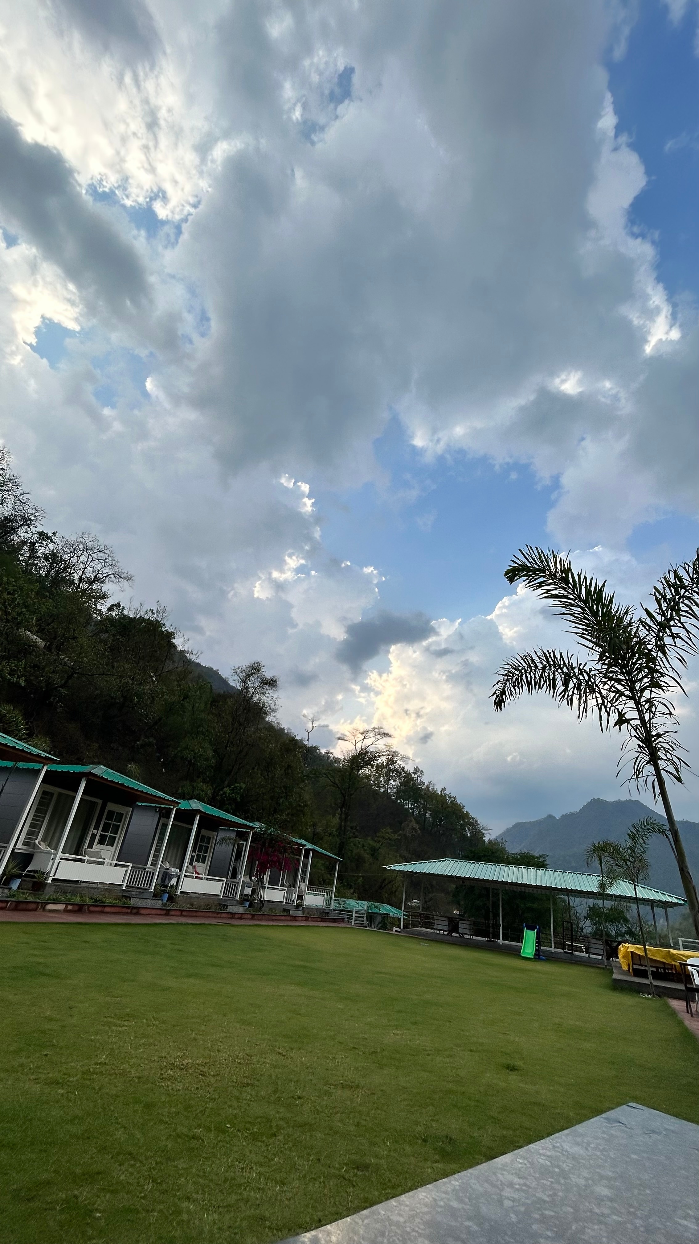 Moustache Rishikesh Riverside Resort 𝗕𝗢𝗢𝗞 Rishikesh Cottage 𝘄𝗶𝘁𝗵 ₹𝟬 𝗣𝗔𝗬𝗠𝗘𝗡𝗧