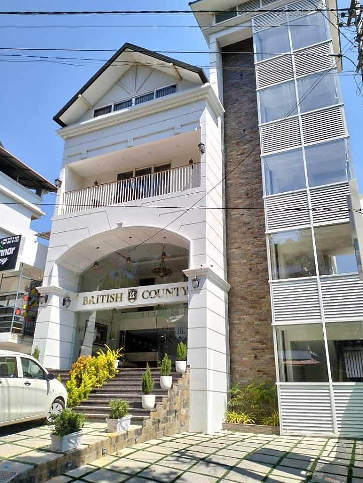 British County Resorts 𝗕𝗢𝗢𝗞 Munnar Resort 𝘄𝗶𝘁𝗵 ₹𝟬 𝗣𝗔𝗬𝗠𝗘𝗡𝗧