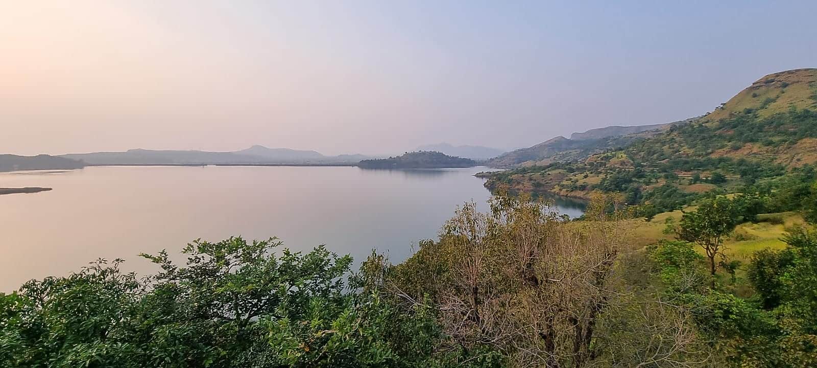 Photos of Lake Vista Manor 4BHK Villa with Infinity Pool - Villa in ...
