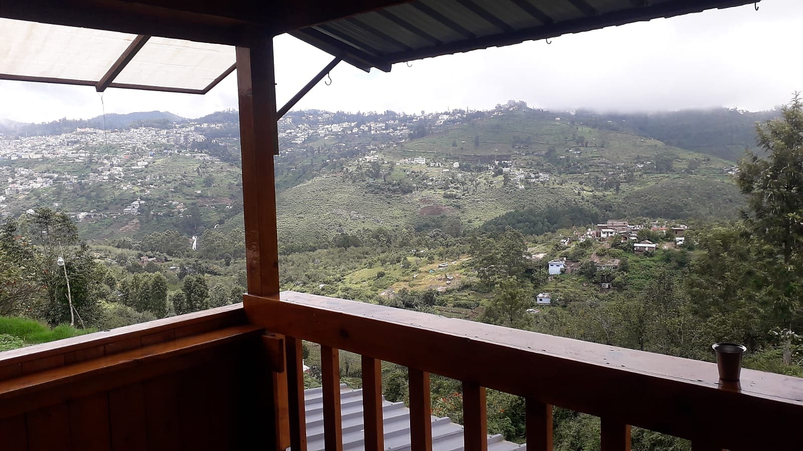 Royal Wood Palace 𝗕𝗢𝗢𝗞 Kodaikanal Apartment 𝘄𝗶𝘁𝗵 𝗙𝗥𝗘𝗘 𝗖𝗮𝗻𝗰𝗲𝗹𝗹𝗮𝘁𝗶𝗼𝗻