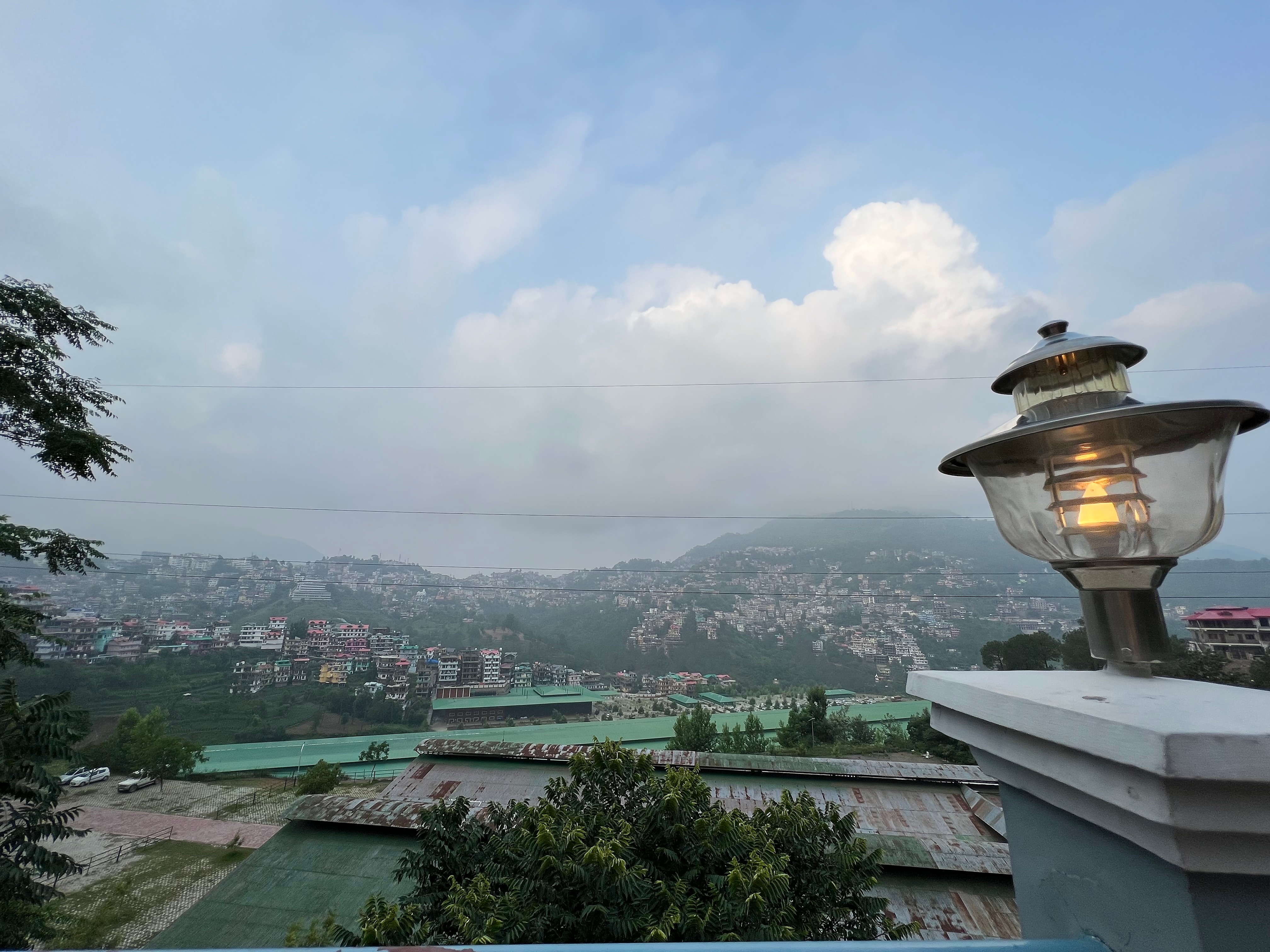 House of Lights, Solan 𝗕𝗢𝗢𝗞 Solan Homestay 𝘄𝗶𝘁𝗵 𝗙𝗥𝗘𝗘 𝗖𝗮𝗻𝗰𝗲𝗹𝗹𝗮𝘁𝗶𝗼𝗻