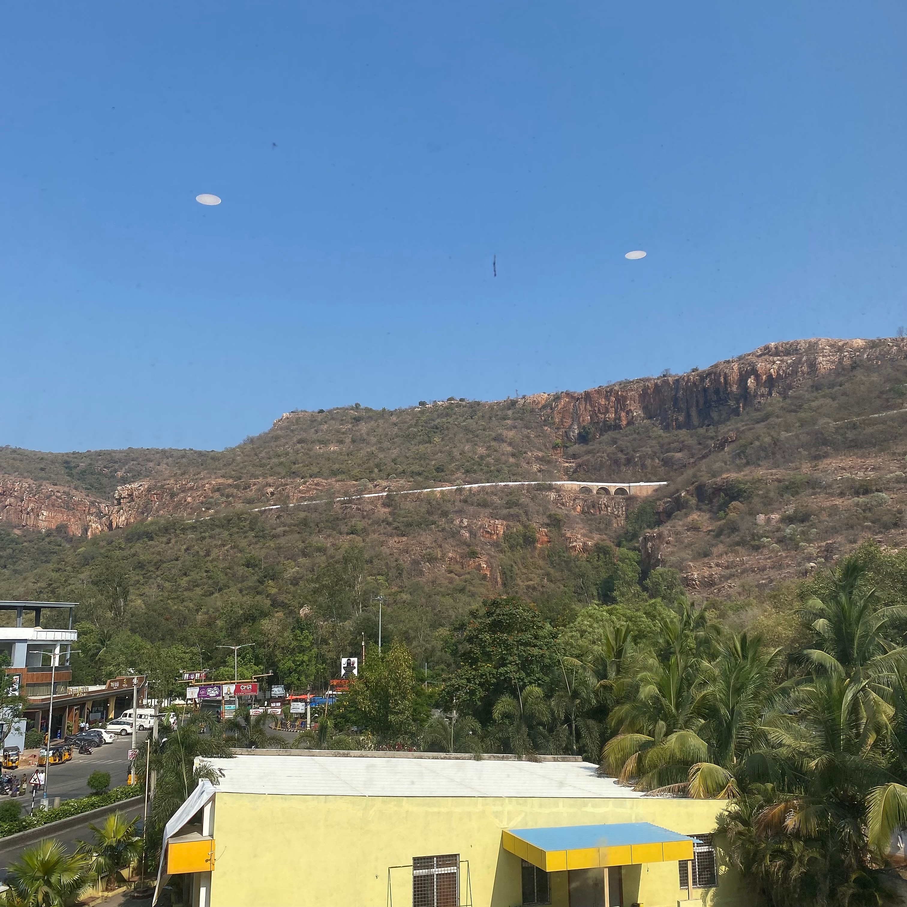 KVP GOLDEN INN 𝗕𝗢𝗢𝗞 Tirupati Hotel 𝘄𝗶𝘁𝗵 𝗙𝗥𝗘𝗘 𝗖𝗮𝗻𝗰𝗲𝗹𝗹𝗮𝘁𝗶𝗼𝗻