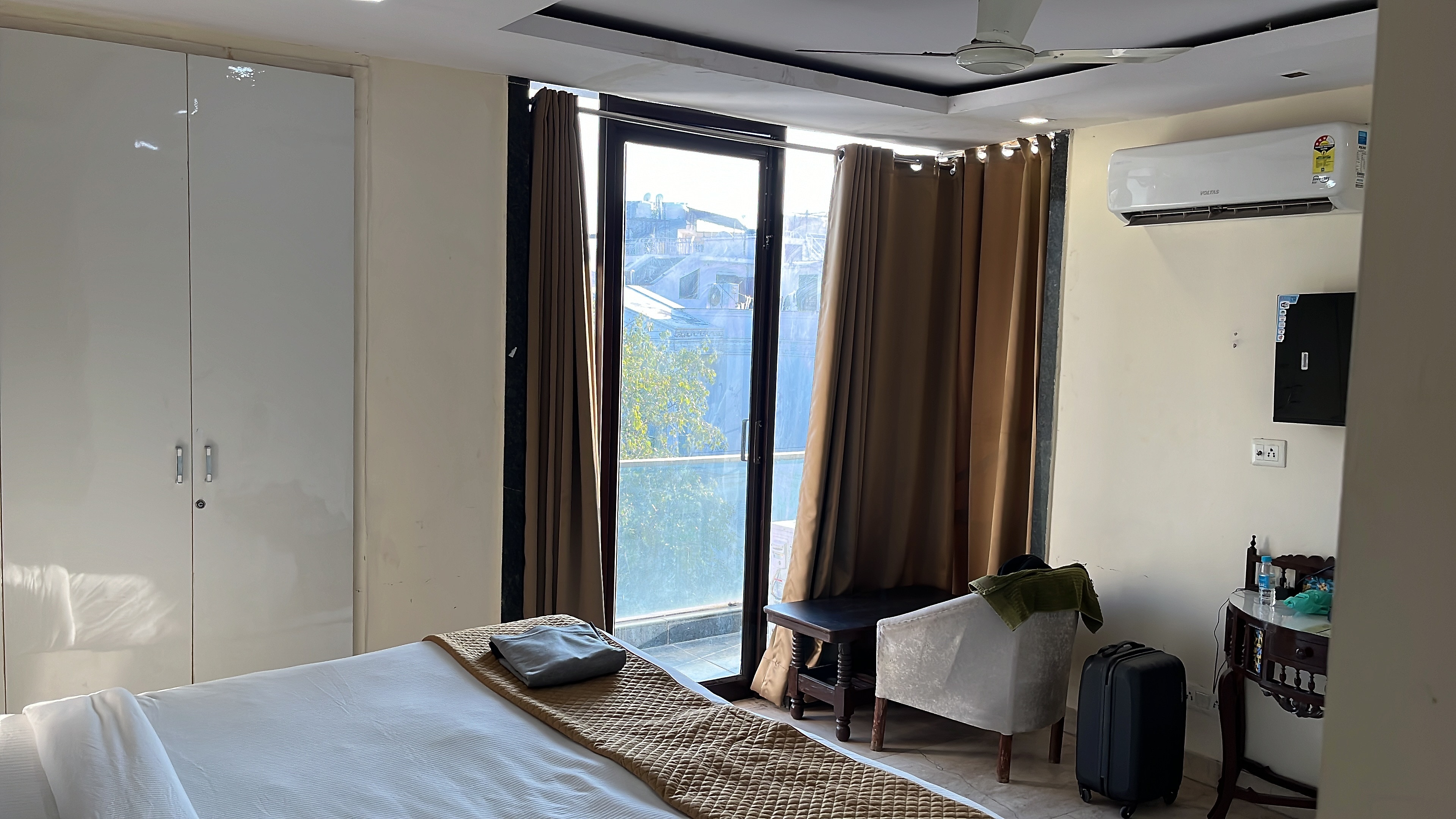 The Grand JPM 𝗕𝗢𝗢𝗞 Delhi BnB 𝘄𝗶𝘁𝗵 ₹𝟬 𝗣𝗔𝗬𝗠𝗘𝗡𝗧