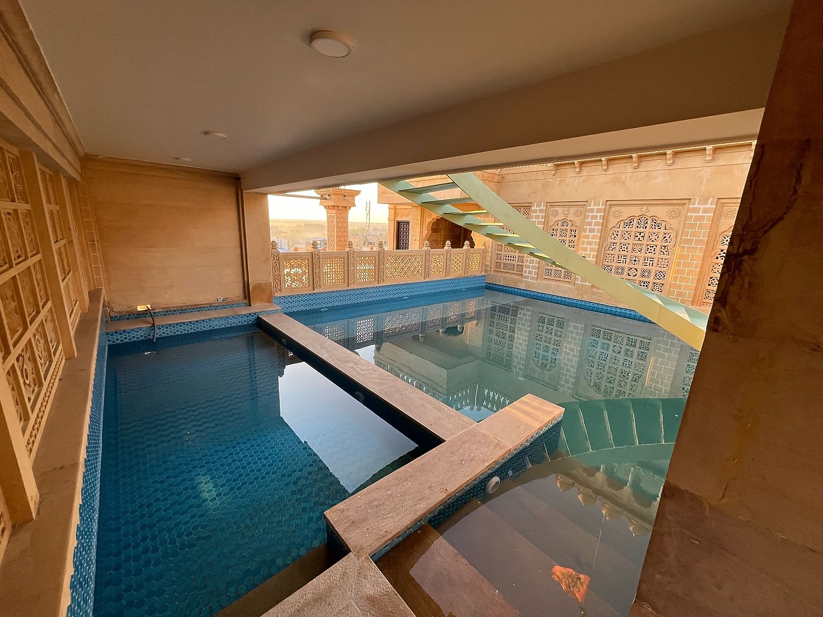 Guulab Haveli ( Opp Fort ) 𝗕𝗢𝗢𝗞 Jaisalmer Hotel 𝘄𝗶𝘁𝗵 𝗙𝗥𝗘𝗘 𝗖𝗮𝗻𝗰𝗲𝗹𝗹𝗮𝘁𝗶𝗼𝗻