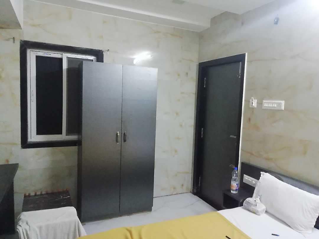 PSK GRAND LUXURY ROOMS 𝗕𝗢𝗢𝗞 Nellore Hotel 𝘄𝗶𝘁𝗵 𝗙𝗥𝗘𝗘 𝗖𝗮𝗻𝗰𝗲𝗹𝗹𝗮𝘁𝗶𝗼𝗻