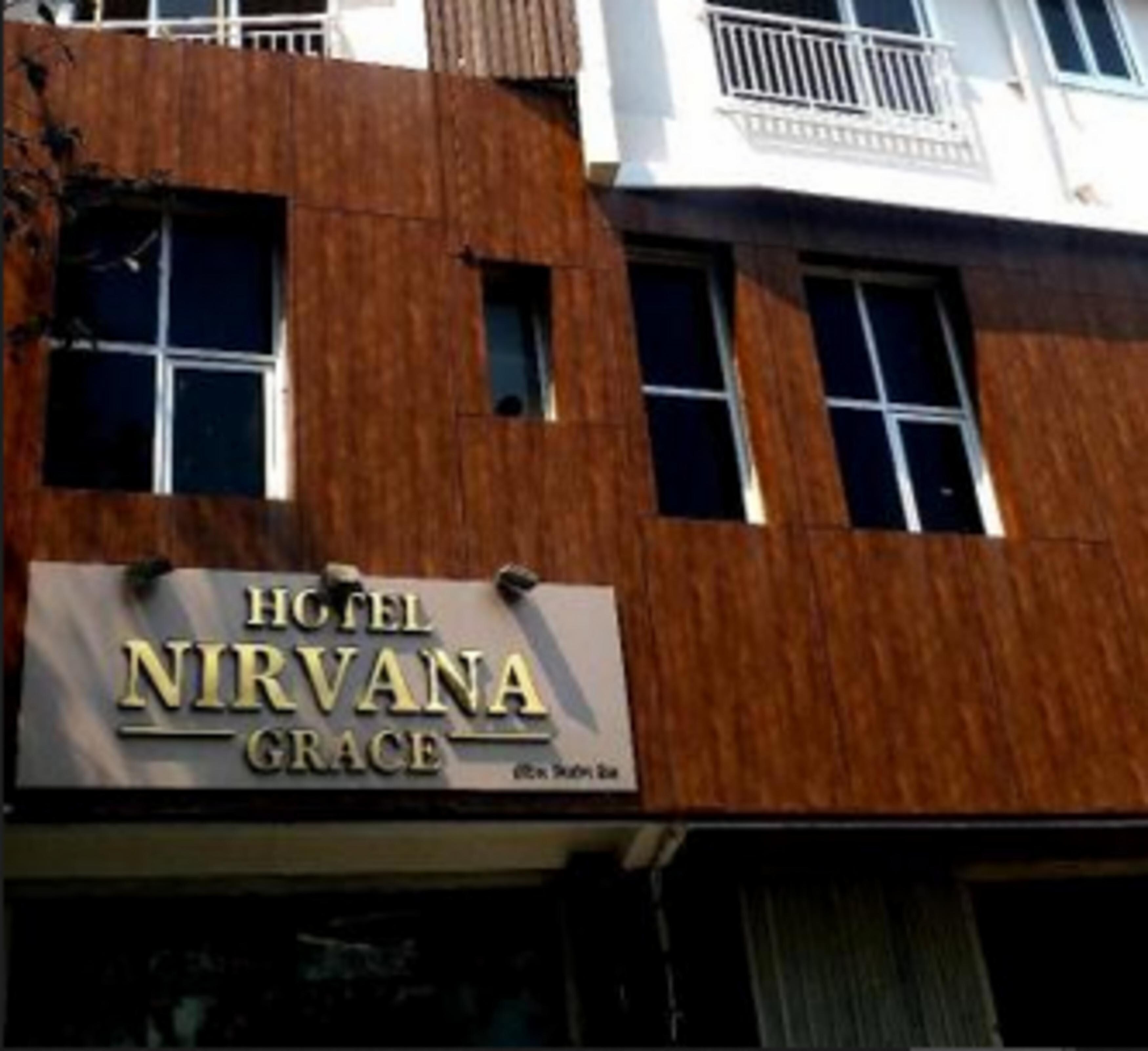 Hotel Nirvana Grace - Vile Parle 𝗕𝗢𝗢𝗞 Mumbai Hotel 𝘄𝗶𝘁𝗵 𝗙𝗥𝗘𝗘 𝗖𝗮𝗻𝗰𝗲𝗹𝗹𝗮𝘁𝗶𝗼𝗻
