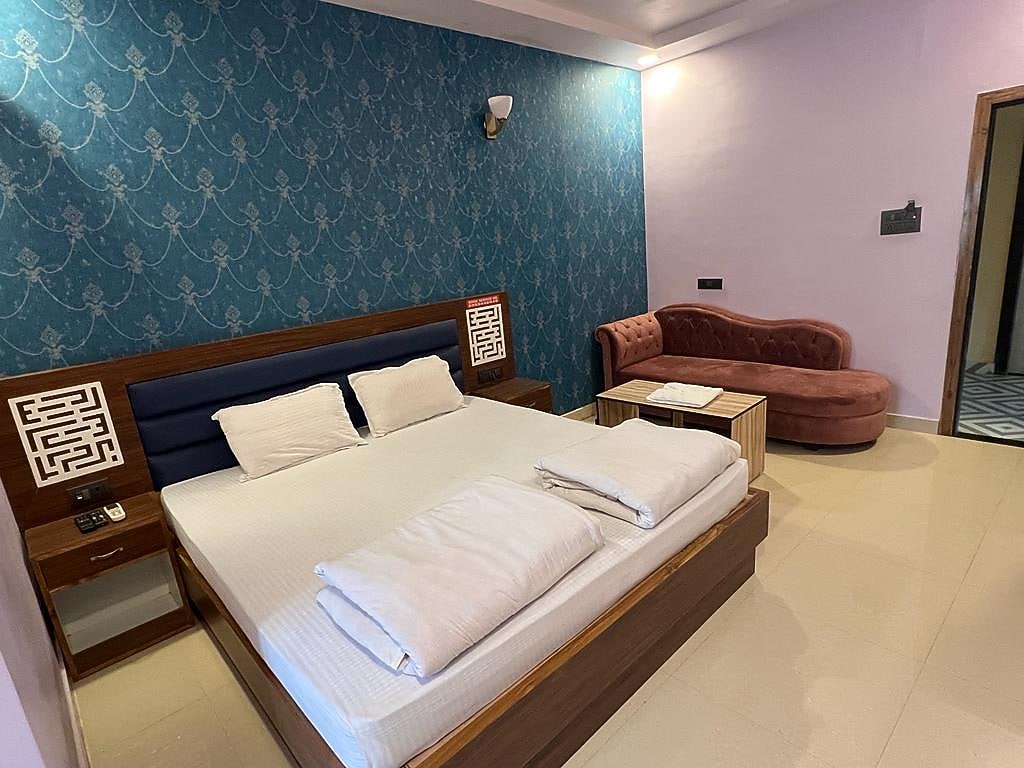 HOTEL TEMPLE TREE 𝗕𝗢𝗢𝗞 Pendra Hotel 𝘄𝗶𝘁𝗵 𝗙𝗥𝗘𝗘 𝗖𝗮𝗻𝗰𝗲𝗹𝗹𝗮𝘁𝗶𝗼𝗻