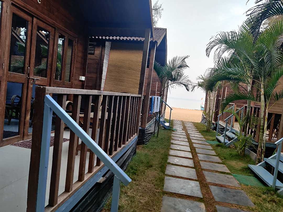 SHAMBHO RETREAT 𝗕𝗢𝗢𝗞 Goa Hotel 𝘄𝗶𝘁𝗵 𝗙𝗥𝗘𝗘 𝗖𝗮𝗻𝗰𝗲𝗹𝗹𝗮𝘁𝗶𝗼𝗻