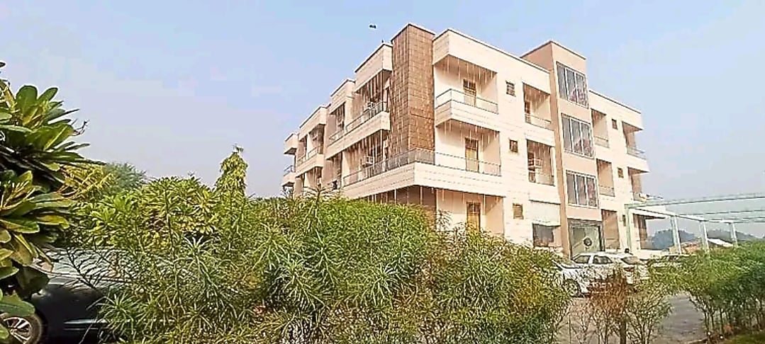 The Govindam Resort 𝗕𝗢𝗢𝗞 Vrindavan Resort 𝘄𝗶𝘁𝗵 𝗙𝗥𝗘𝗘 𝗖𝗮𝗻𝗰𝗲𝗹𝗹𝗮𝘁𝗶𝗼𝗻