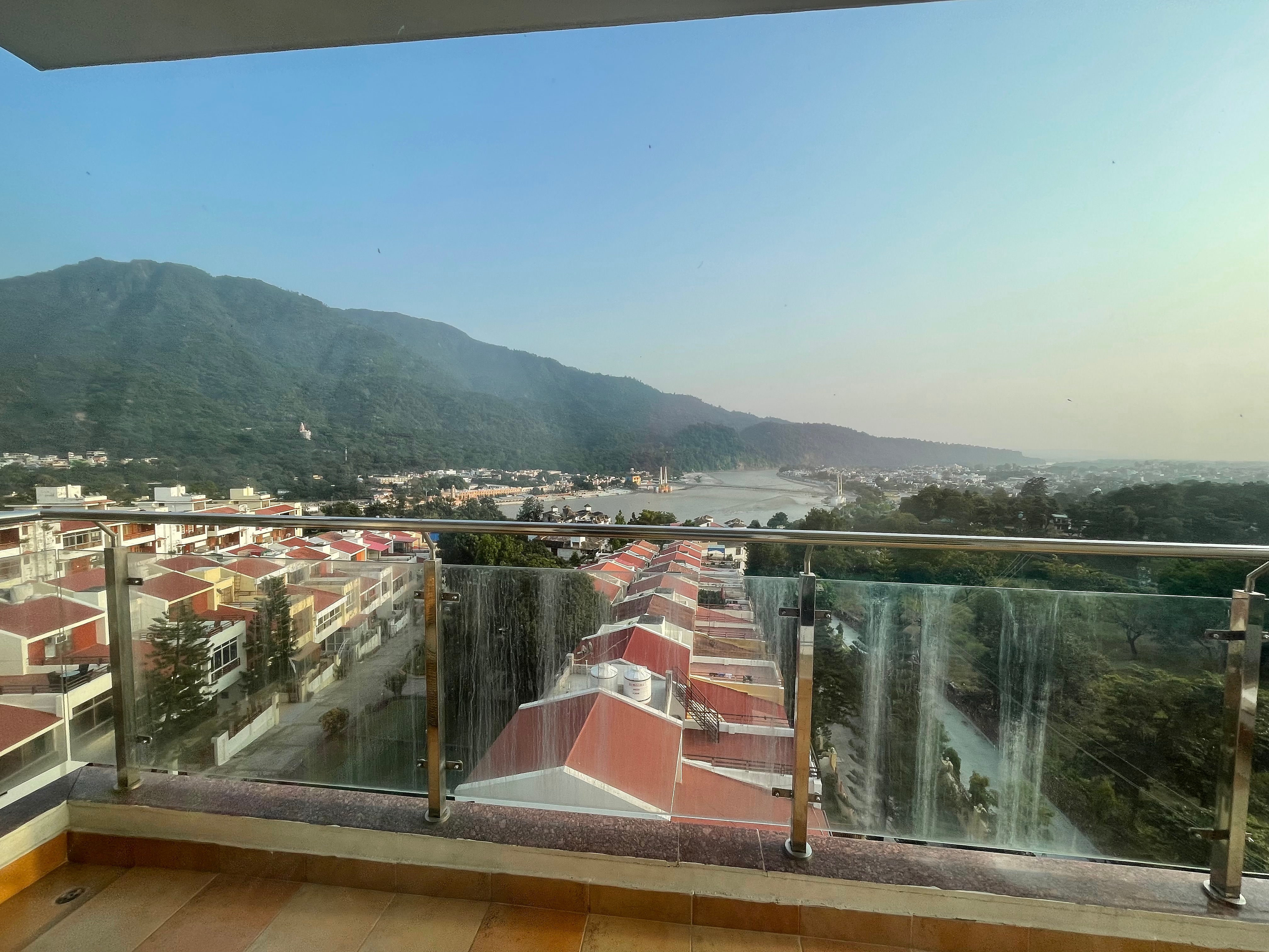 Amoha Homestay 𝗕𝗢𝗢𝗞 Rishikesh Villa 𝘄𝗶𝘁𝗵 𝗙𝗥𝗘𝗘 𝗖𝗮𝗻𝗰𝗲𝗹𝗹𝗮𝘁𝗶𝗼𝗻