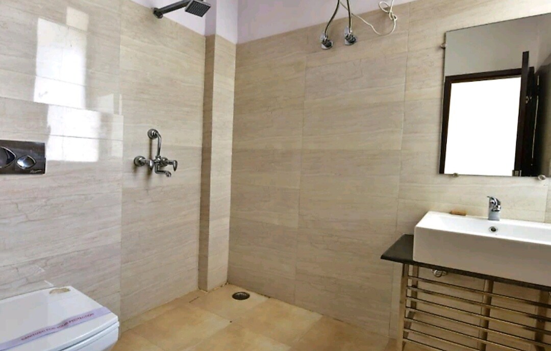 D2M Hotel and Restaurant 𝗕𝗢𝗢𝗞 Rohtak Hotel 𝘄𝗶𝘁𝗵 𝗙𝗥𝗘𝗘 𝗖𝗮𝗻𝗰𝗲𝗹𝗹𝗮𝘁𝗶𝗼𝗻