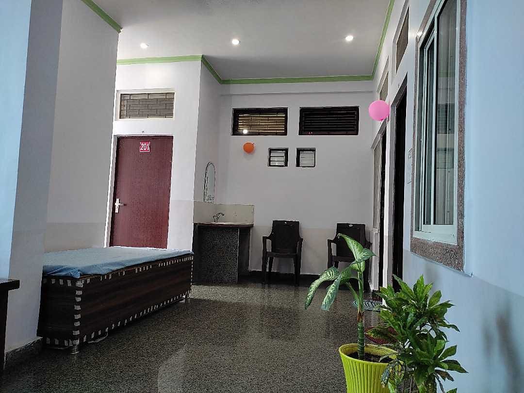 Reviews of Govind Bhawan - Guest House in Vrindavan