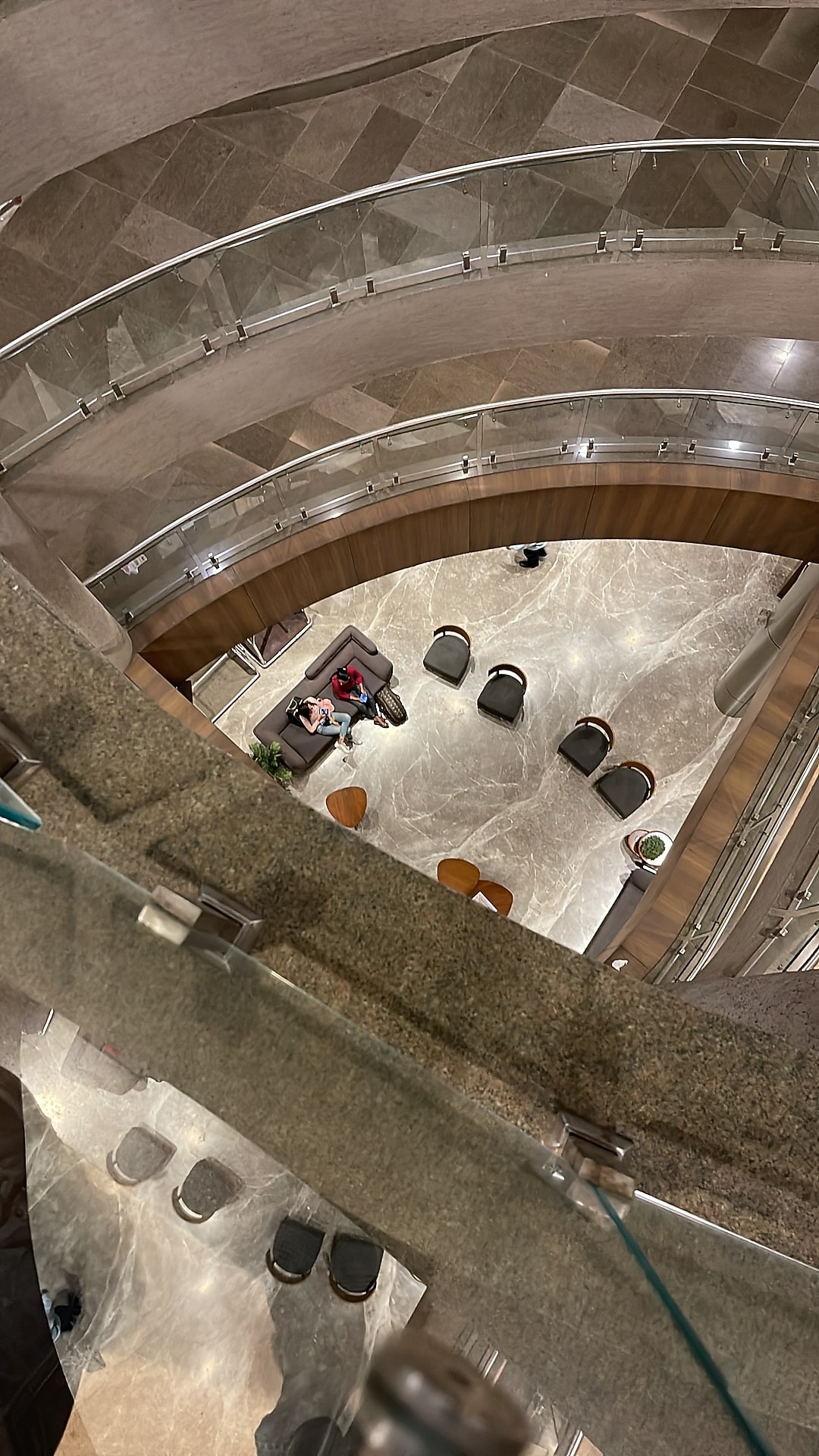 Weekend Address By Honest Homes 𝗕𝗢𝗢𝗞 Surat Apart-hotel 𝘄𝗶𝘁𝗵 ₹𝟬 𝗣𝗔𝗬𝗠𝗘𝗡𝗧