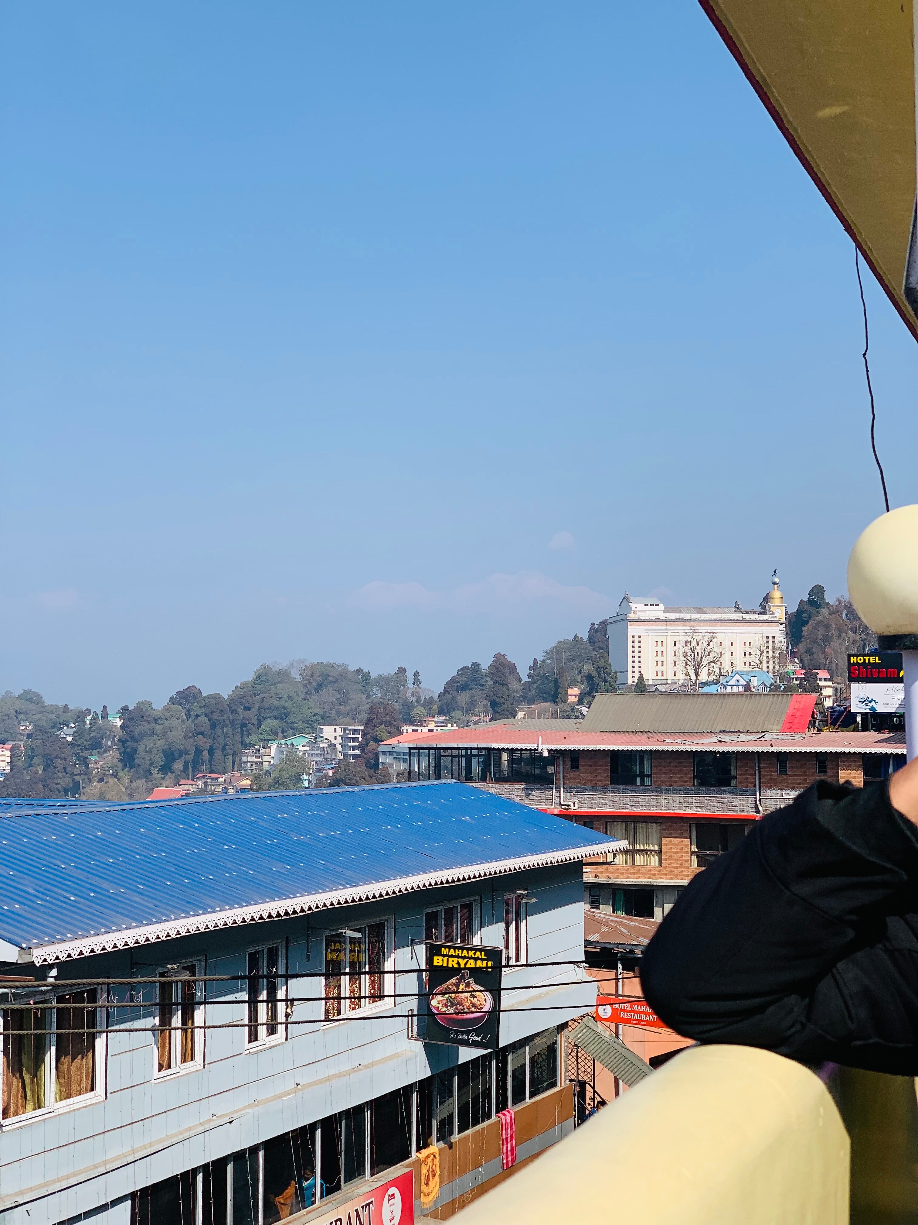 Muscatel Roma -400 Mts from Mall Road 100% Money Back 𝗕𝗢𝗢𝗞 Darjeeling ...