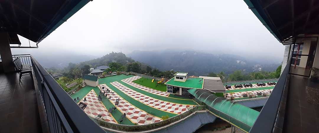 The Munnar Queen 𝗕𝗢𝗢𝗞 Munnar Resort 𝘄𝗶𝘁𝗵 ₹𝟬 𝗣𝗔𝗬𝗠𝗘𝗡𝗧