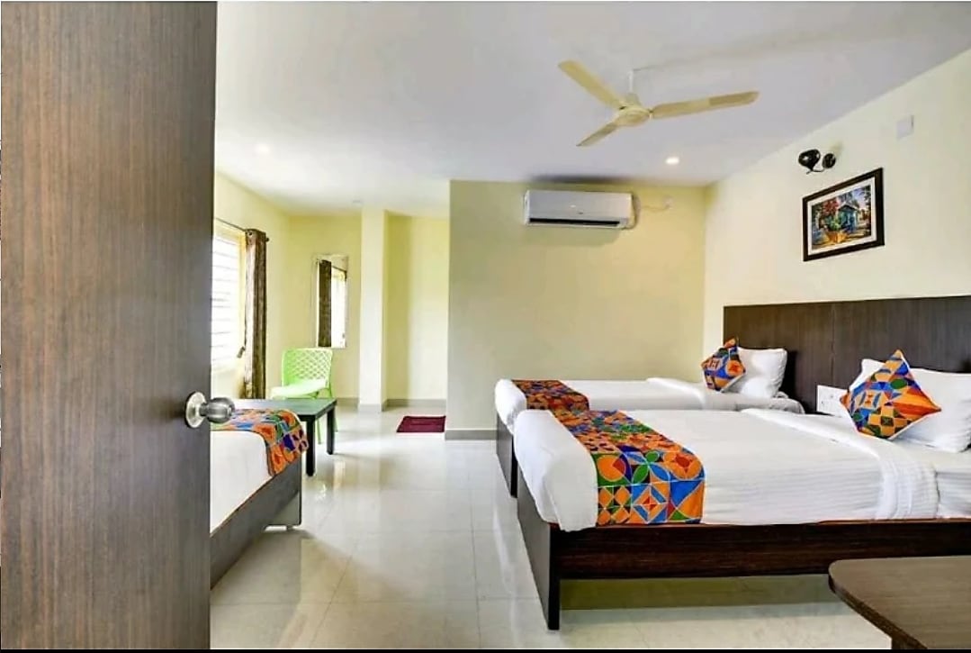 Hotel MVR GRAND 𝗕𝗢𝗢𝗞 Tirupati Hotel 𝘄𝗶𝘁𝗵 𝗙𝗥𝗘𝗘 𝗖𝗮𝗻𝗰𝗲𝗹𝗹𝗮𝘁𝗶𝗼𝗻