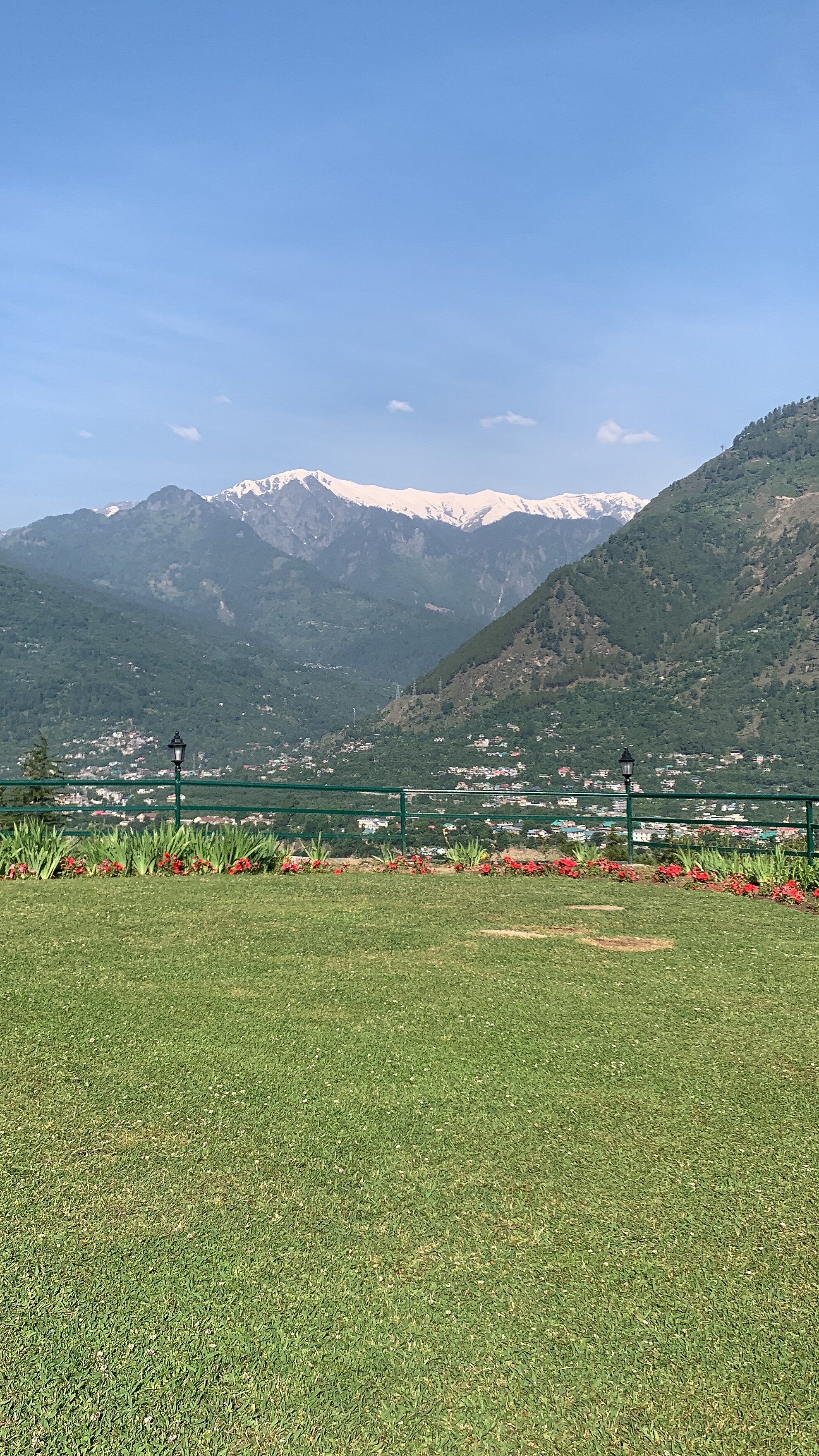 Baragarh Resort and Spa, Manali, IHCL SeleQtions 𝗕𝗢𝗢𝗞 Manali Hotel 𝘄𝗶𝘁𝗵 ...