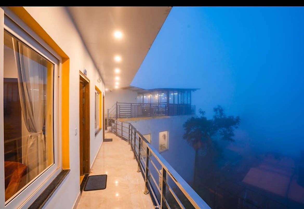 Shalom Backpackers Mussorie 𝗕𝗢𝗢𝗞 Mussoorie Hostel 𝘄𝗶𝘁𝗵 𝗙𝗥𝗘𝗘 𝗖𝗮𝗻𝗰𝗲𝗹𝗹𝗮𝘁𝗶𝗼𝗻