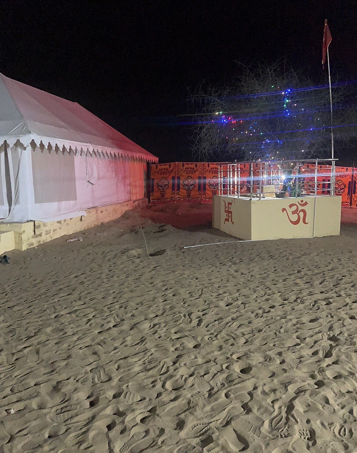 Shivam Resort - A Luxury Desert Camping 𝗕𝗢𝗢𝗞 Jaisalmer Luxury Camp 𝘄𝗶𝘁𝗵 ...