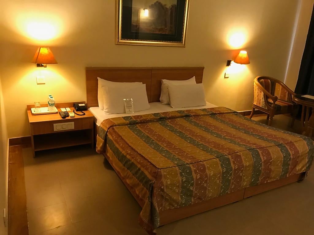 Hotel The Grand Regency 𝗕𝗢𝗢𝗞 Rajkot Hotel 𝘄𝗶𝘁𝗵 ₹𝟬 𝗣𝗔𝗬𝗠𝗘𝗡𝗧