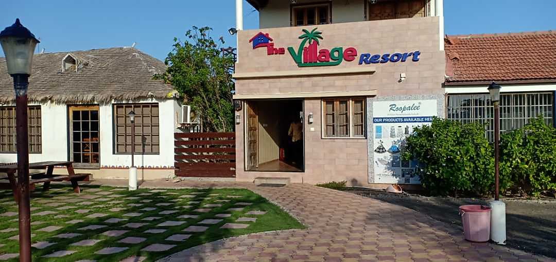 The Village Resort Mandvi 𝗕𝗢𝗢𝗞 Mandvi Kutch Resort 𝘄𝗶𝘁𝗵 𝗙𝗥𝗘𝗘 𝗖𝗮𝗻𝗰𝗲𝗹𝗹𝗮𝘁𝗶𝗼𝗻