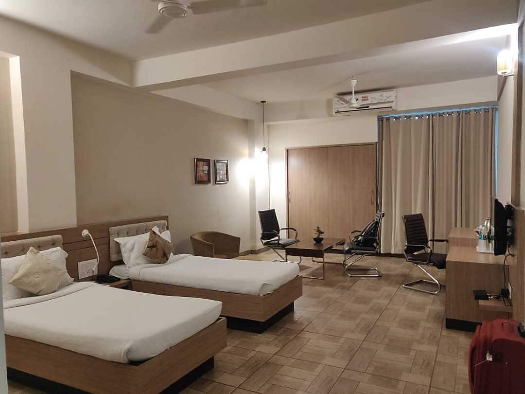 HOTEL GENISTA INN 𝗕𝗢𝗢𝗞 Ranchi Hotel 𝘄𝗶𝘁𝗵 ₹𝟬 𝗣𝗔𝗬𝗠𝗘𝗡𝗧