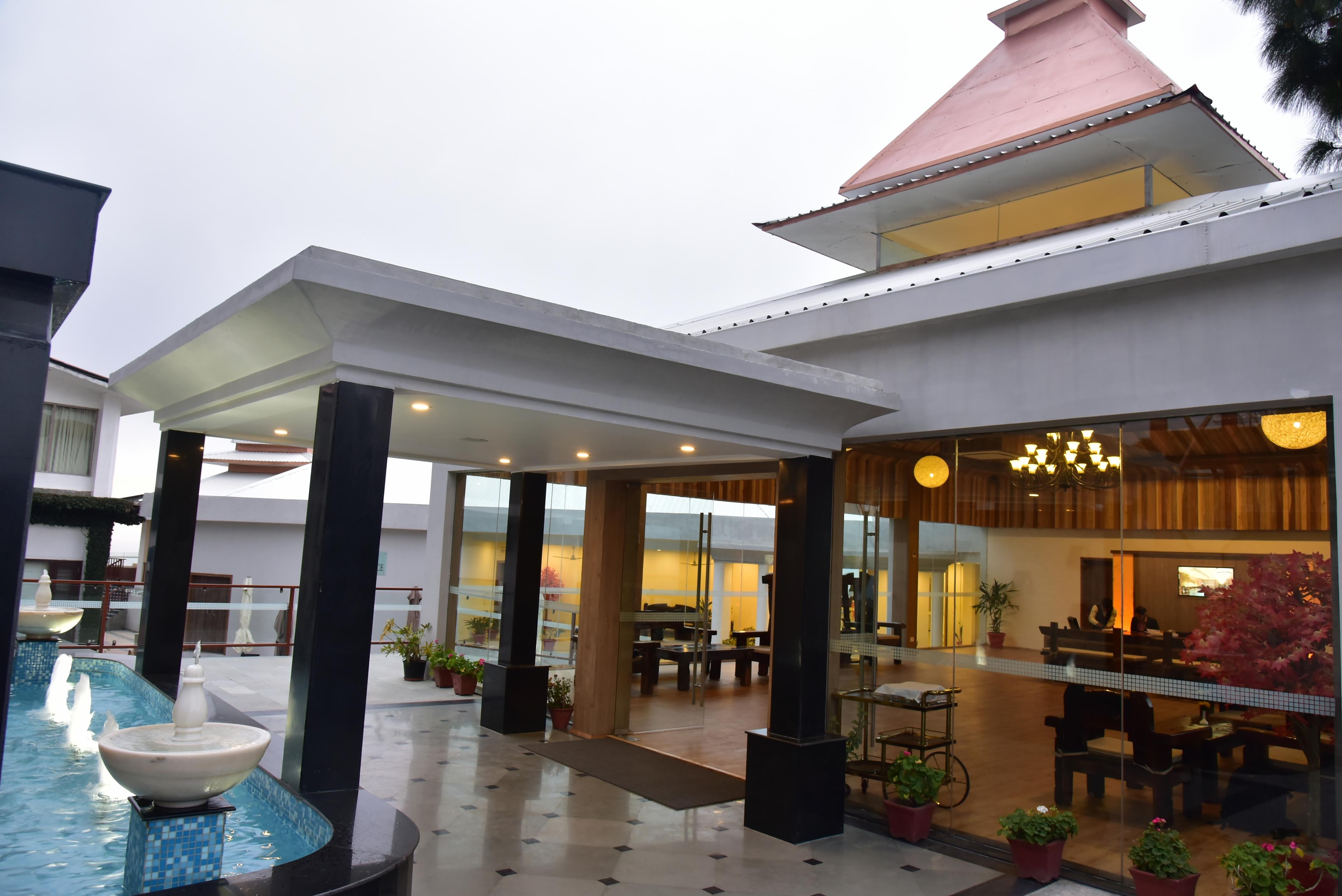 Timber Trail Heights and Terraces 𝗕𝗢𝗢𝗞 Kasauli Resort