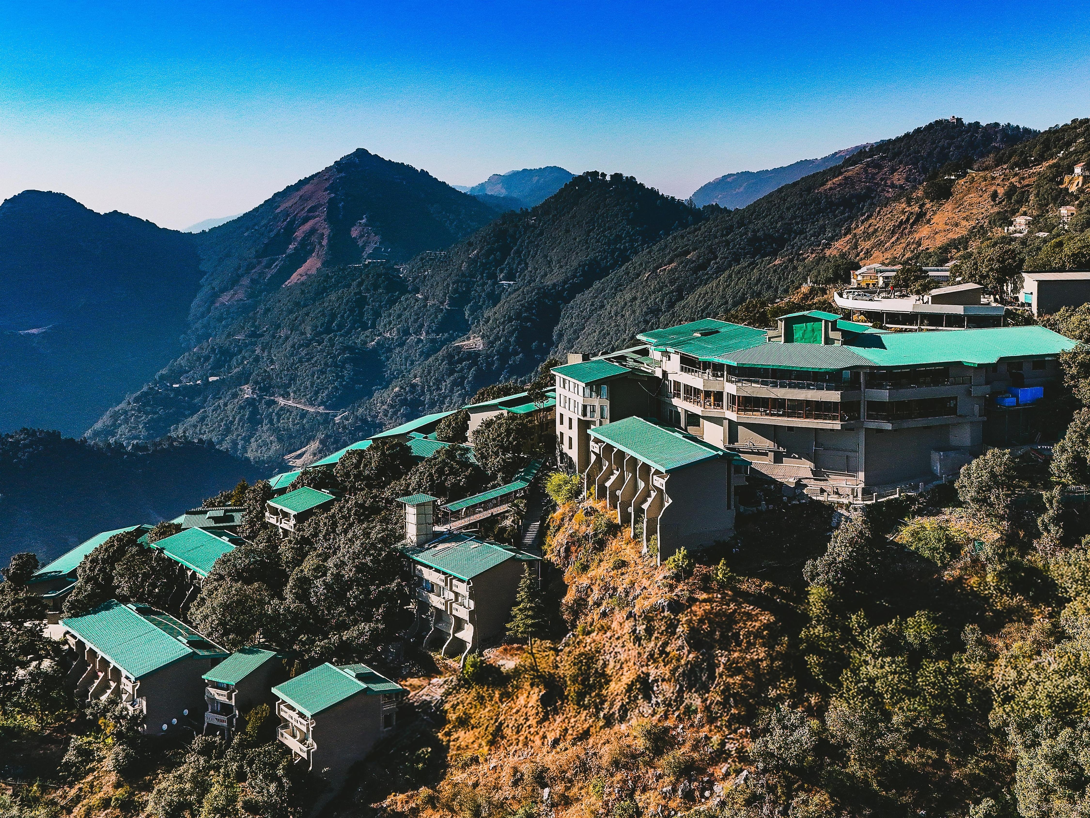 Sterling Mussoorie 𝗕𝗢𝗢𝗞 Mussoorie Resort