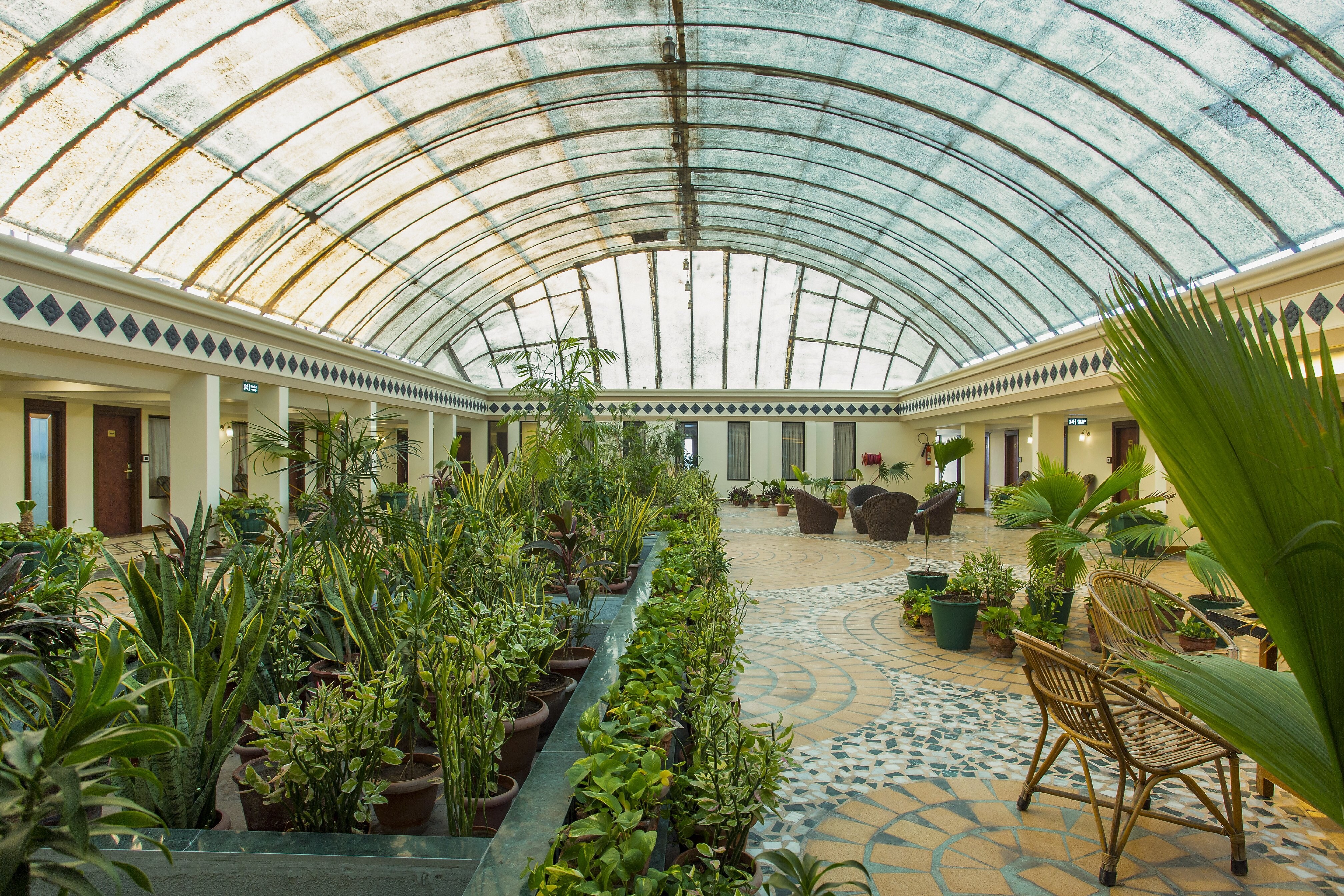 Hotel The Grand Regency 𝗕𝗢𝗢𝗞 Rajkot Hotel 𝘄𝗶𝘁𝗵 ₹𝟬 𝗣𝗔𝗬𝗠𝗘𝗡𝗧