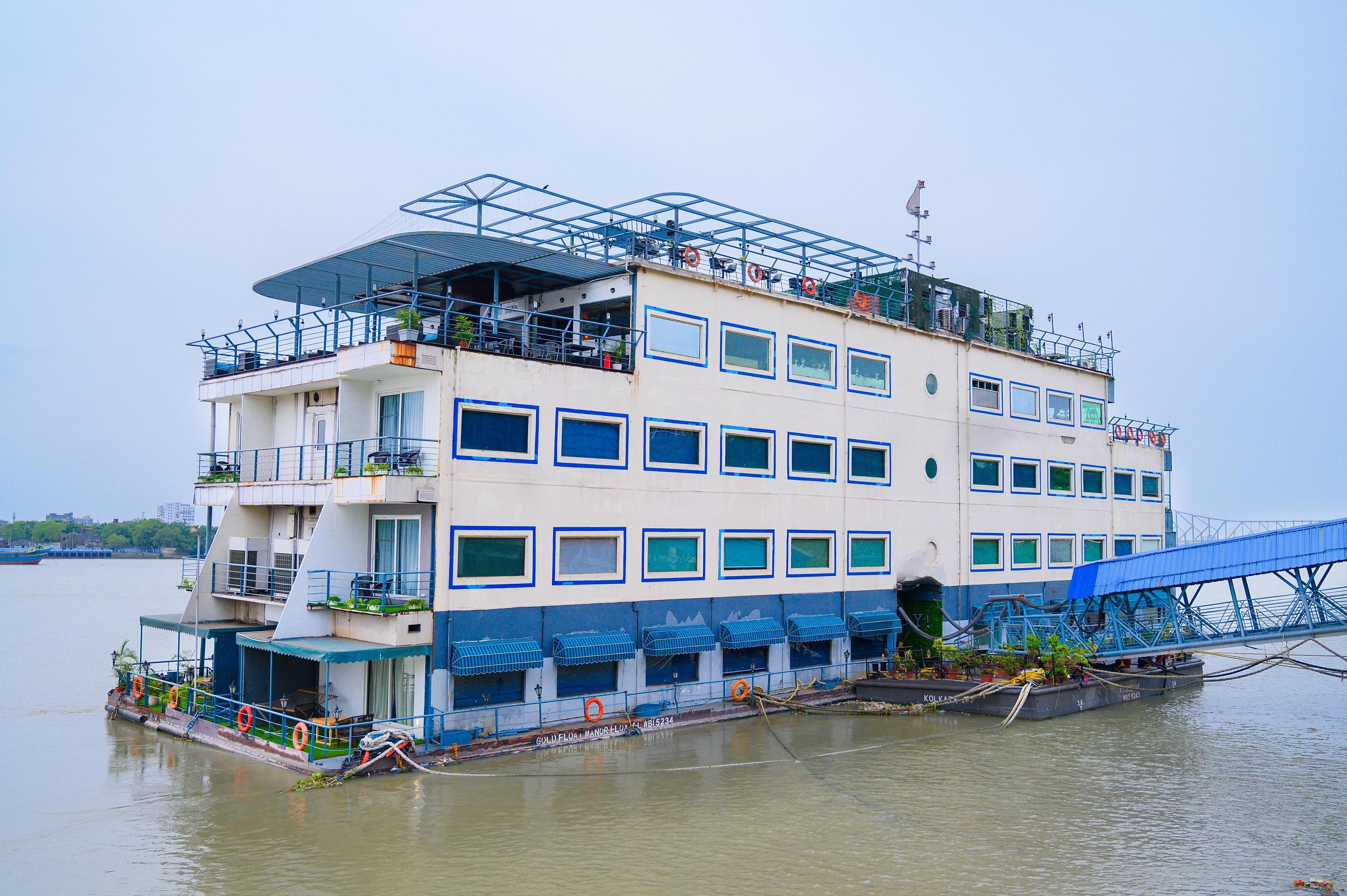 Polo Floatel, Kolkata 𝗕𝗢𝗢𝗞 Kolkata Hotel
