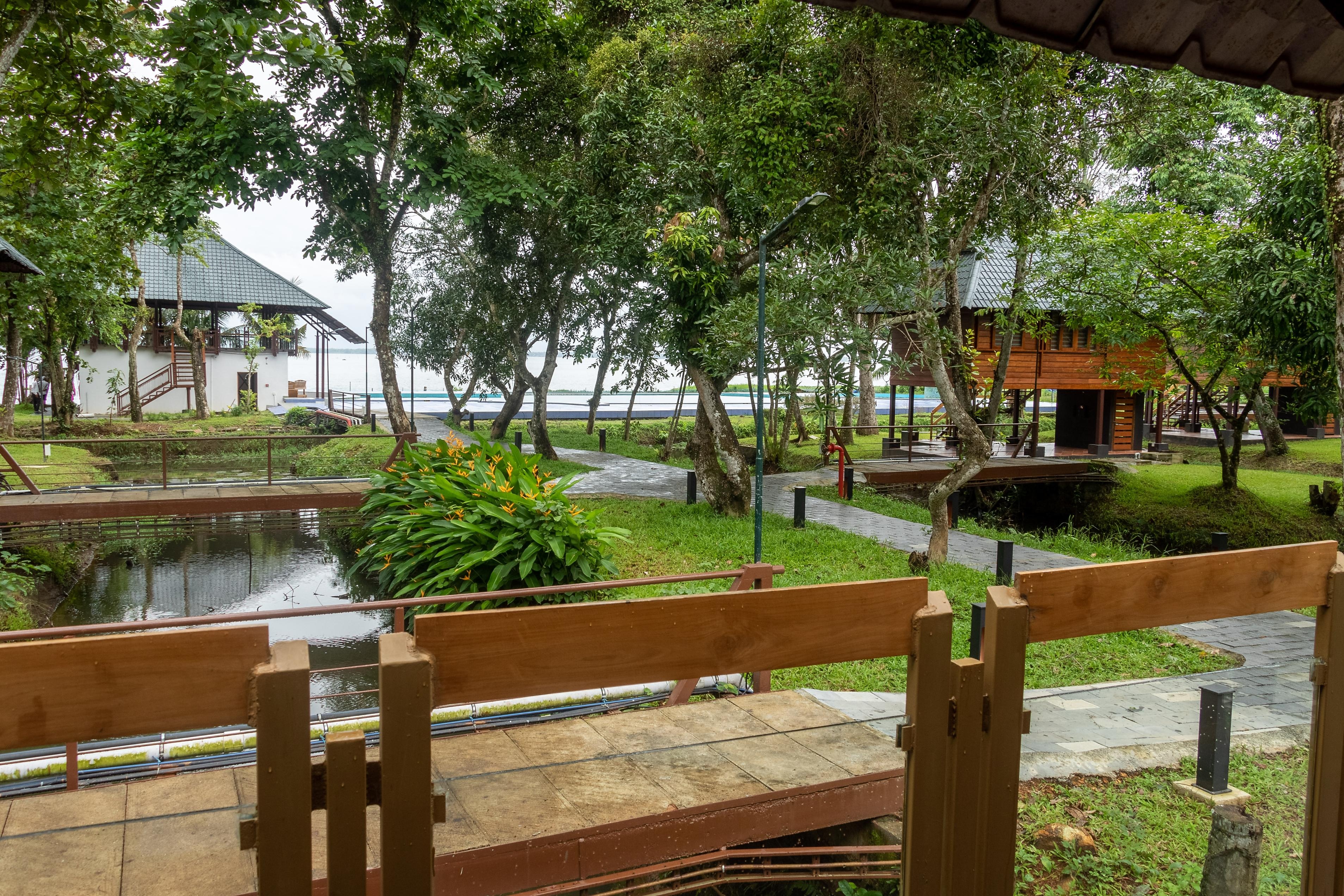 KTDC Water Scapes Best Rates on Kumarakom Hotel Deals, Reviews & Photos