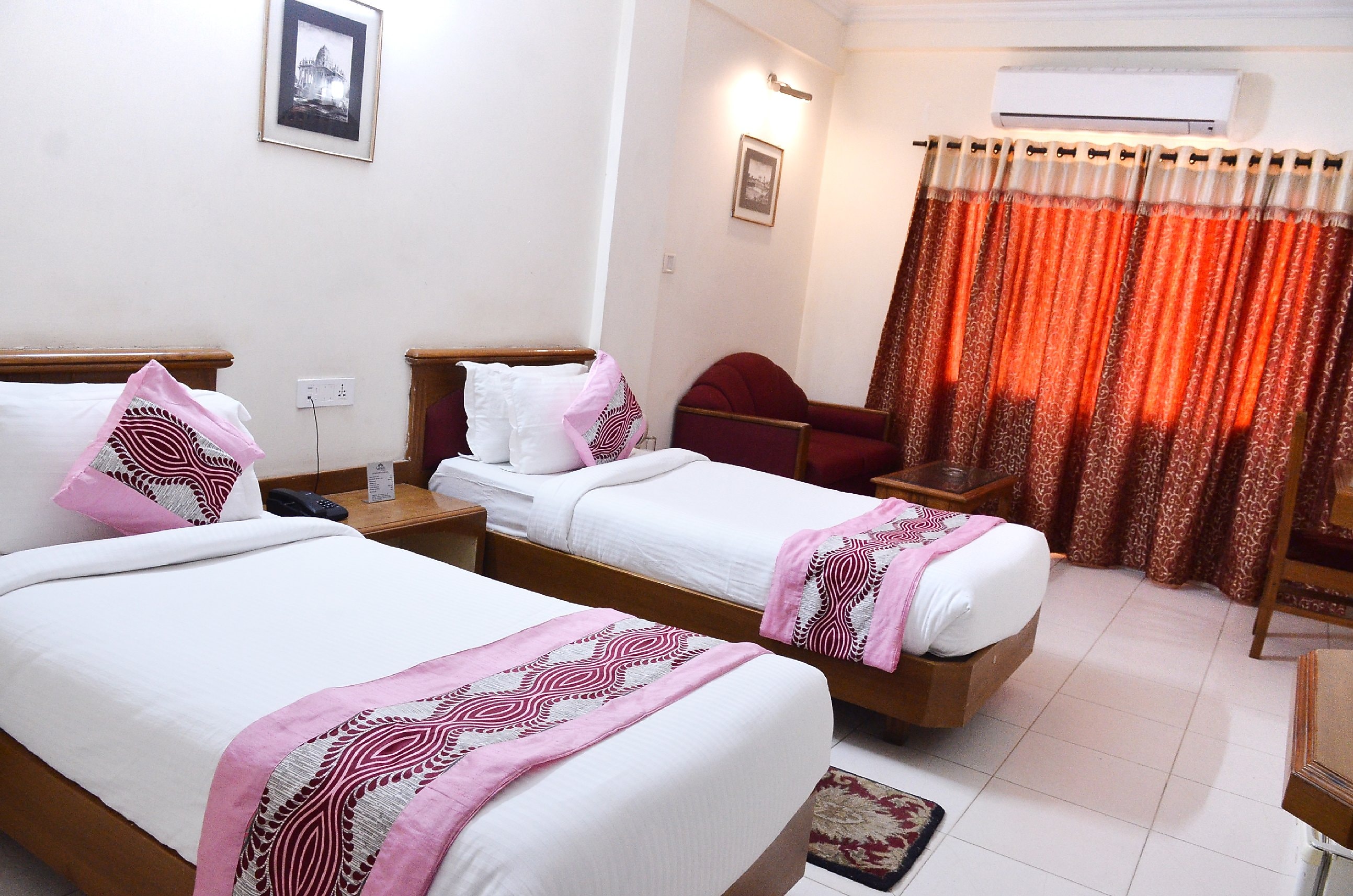 Hotel Suruchi 𝗕𝗢𝗢𝗞 Gwalior Hotel 𝘄𝗶𝘁𝗵 ₹𝟬 𝗣𝗔𝗬𝗠𝗘𝗡𝗧