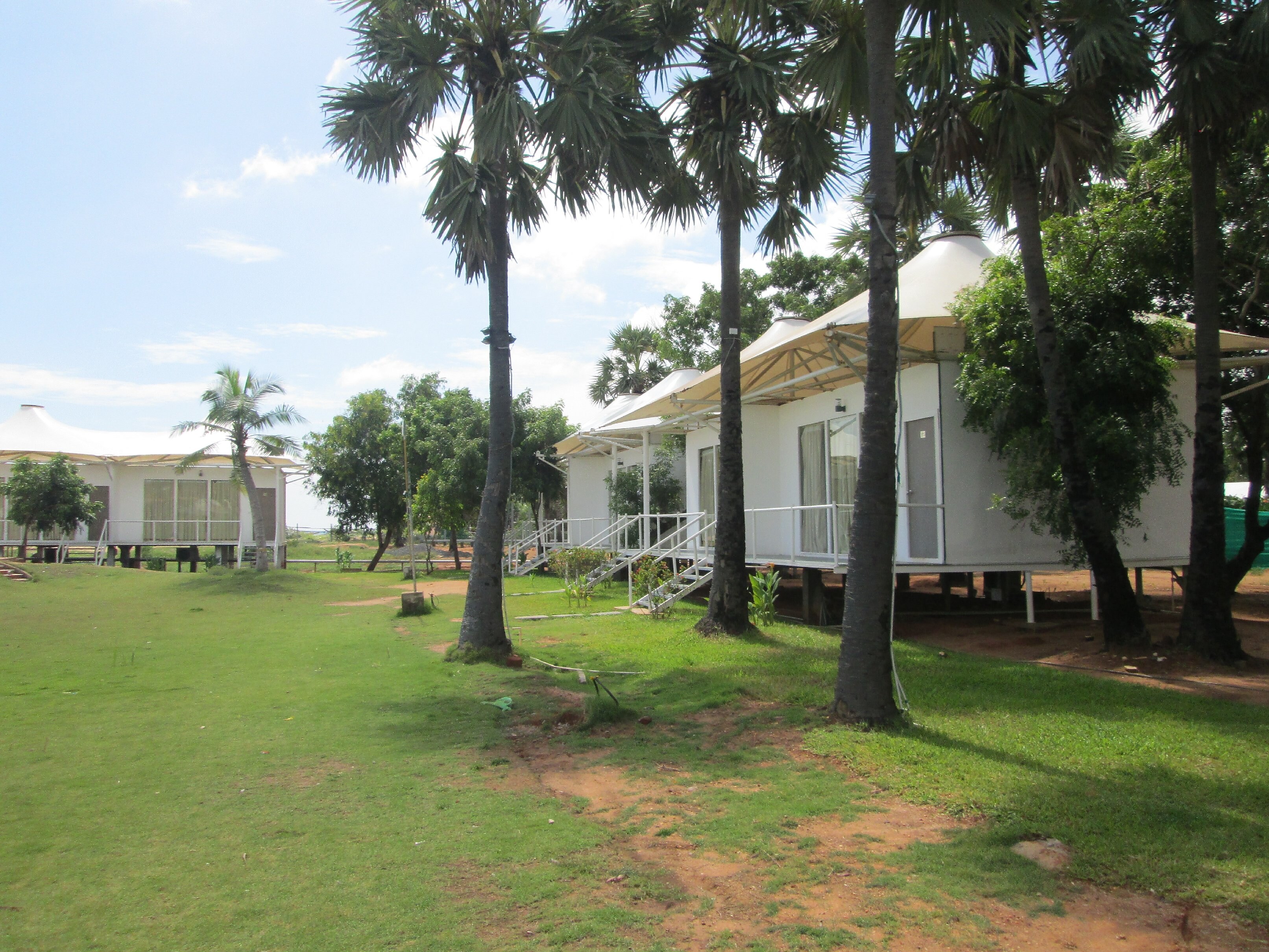 THE ASHOK BEACH RESORT Best Rates on Pondicherry Hotel Deals, Reviews ...