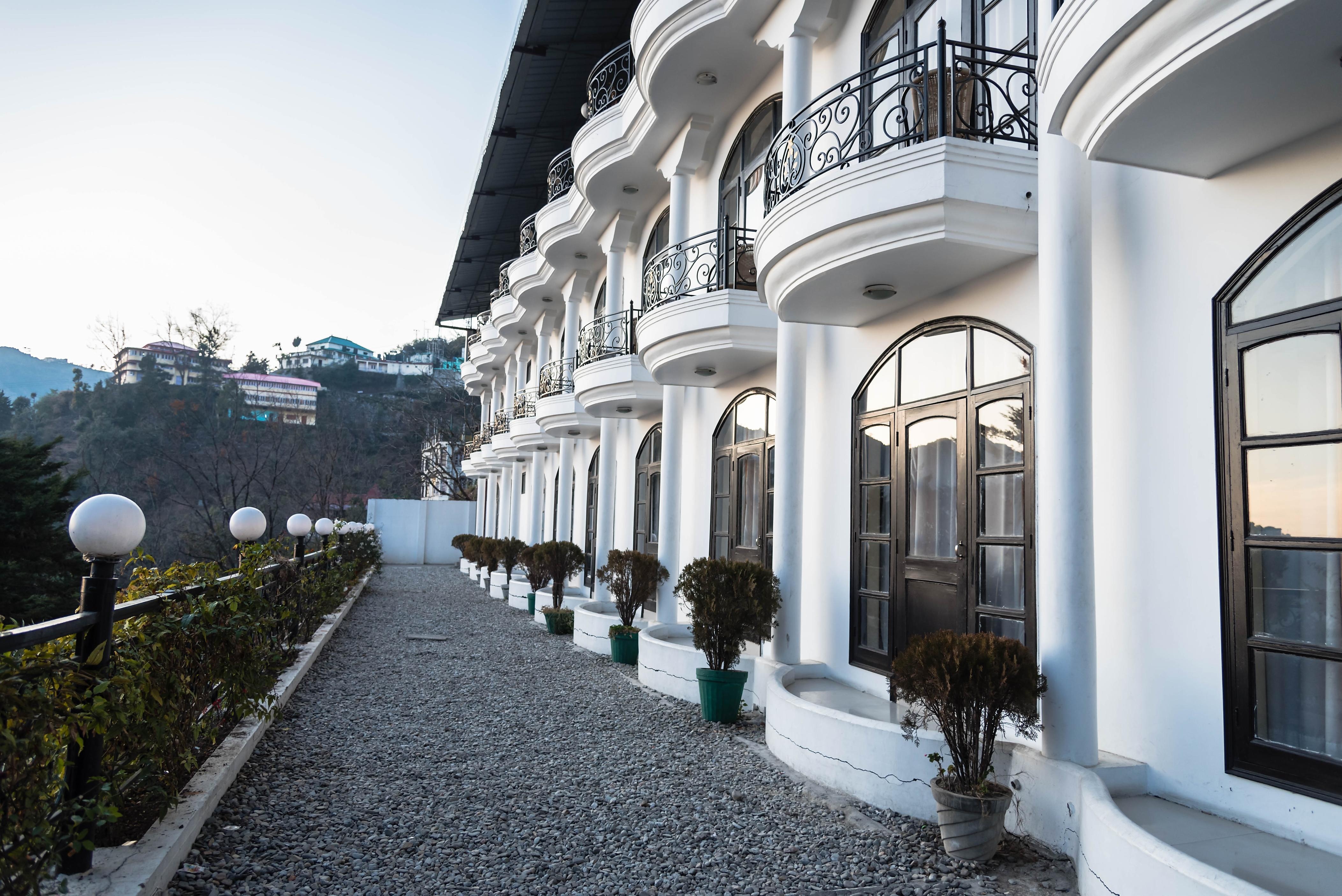 Mussoorie Gateway 𝗕𝗢𝗢𝗞 Mussoorie Hotel