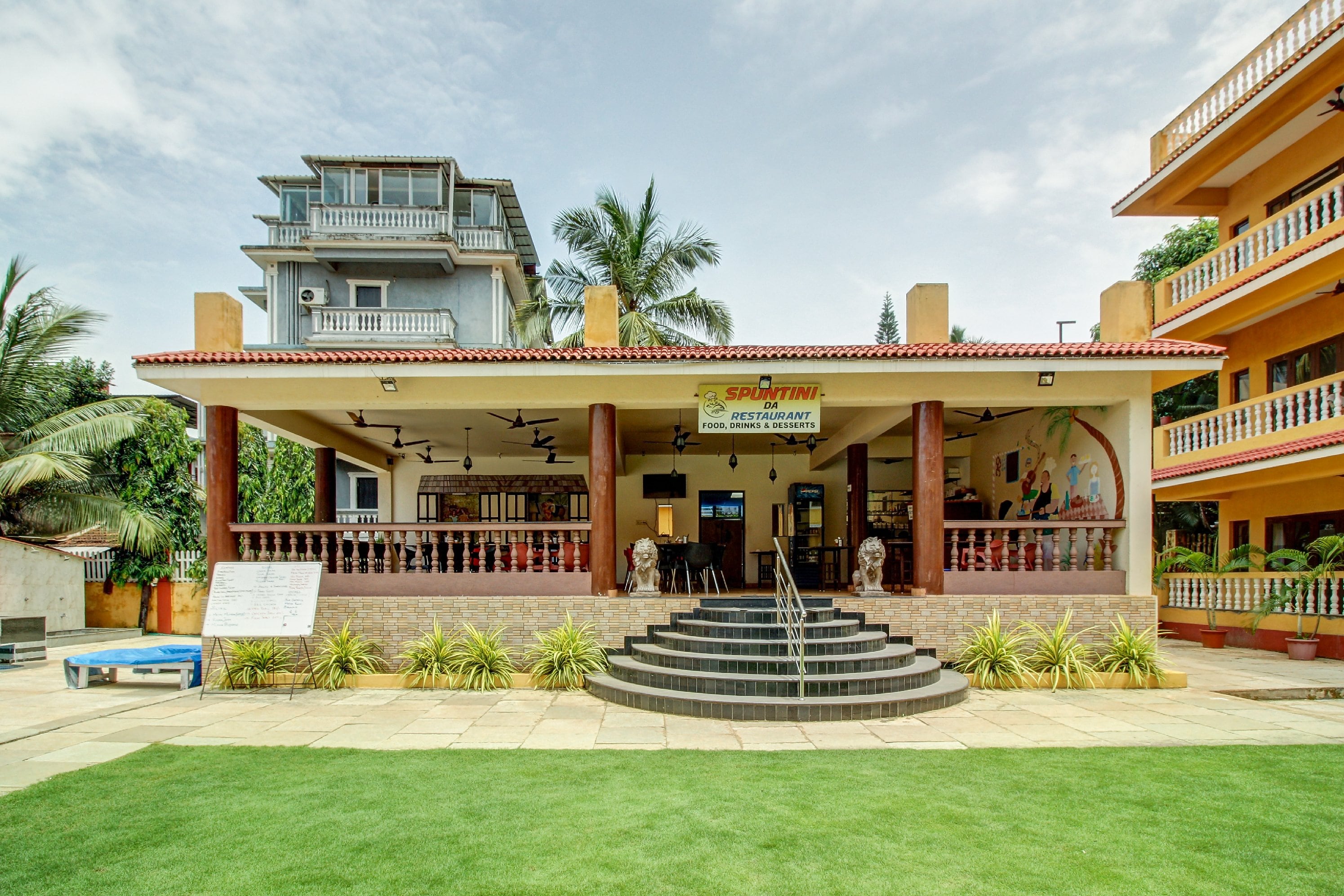 Marina Bay Beach Resort 𝗕𝗢𝗢𝗞 Goa Resort 𝘄𝗶𝘁𝗵 𝗙𝗥𝗘𝗘 𝗖𝗮𝗻𝗰𝗲𝗹𝗹𝗮𝘁𝗶𝗼𝗻