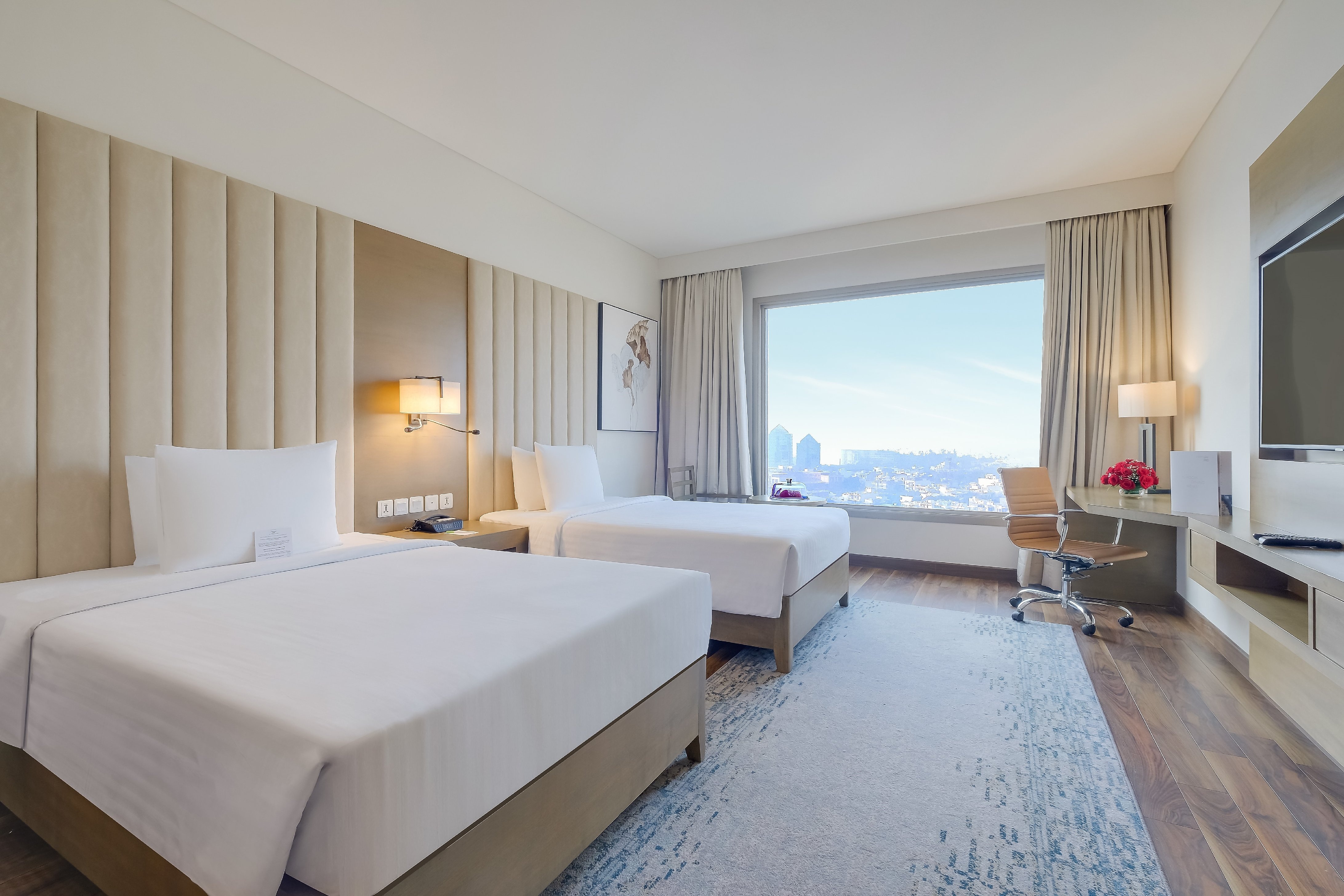Courtyard by Marriott Gurugram Downtown, Gurgaon 𝗕𝗢𝗢𝗞 Gurgaon Hotel ...