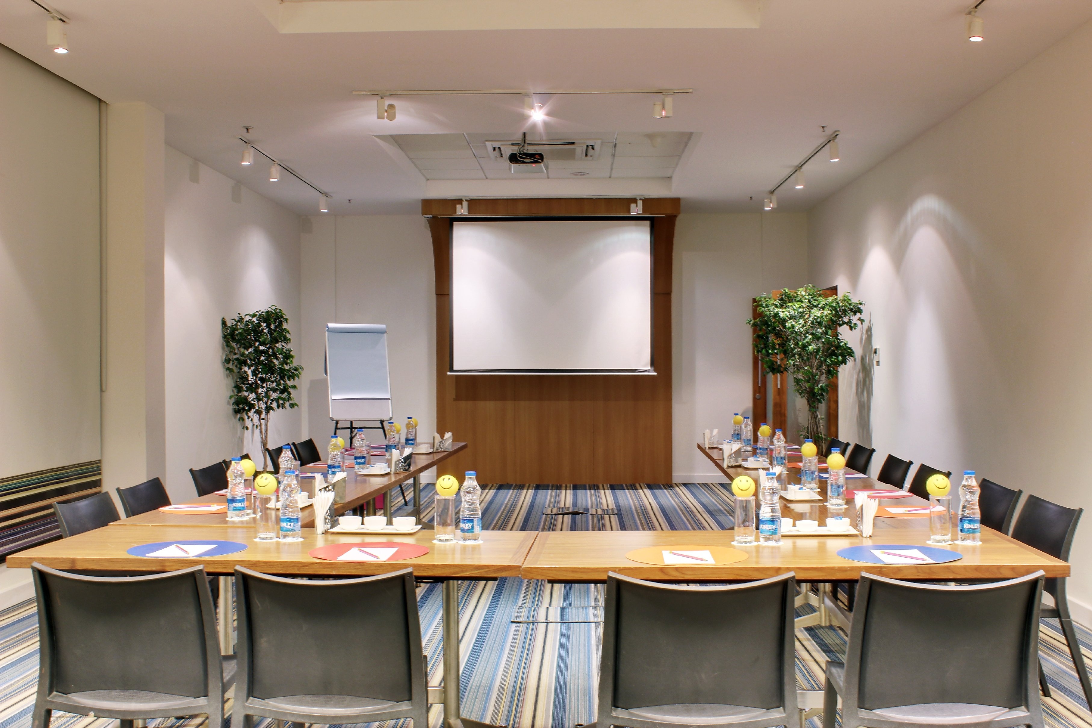 HOTEL HALEZ Best Rates on Chennai Hotel Deals, Reviews & Photos