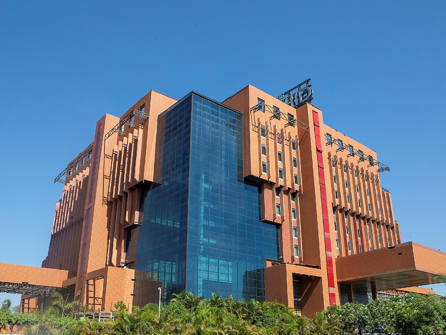 The Orchid Hotel, Hinjewadi, Pune Best Rates on Pune Hotel Deals ...