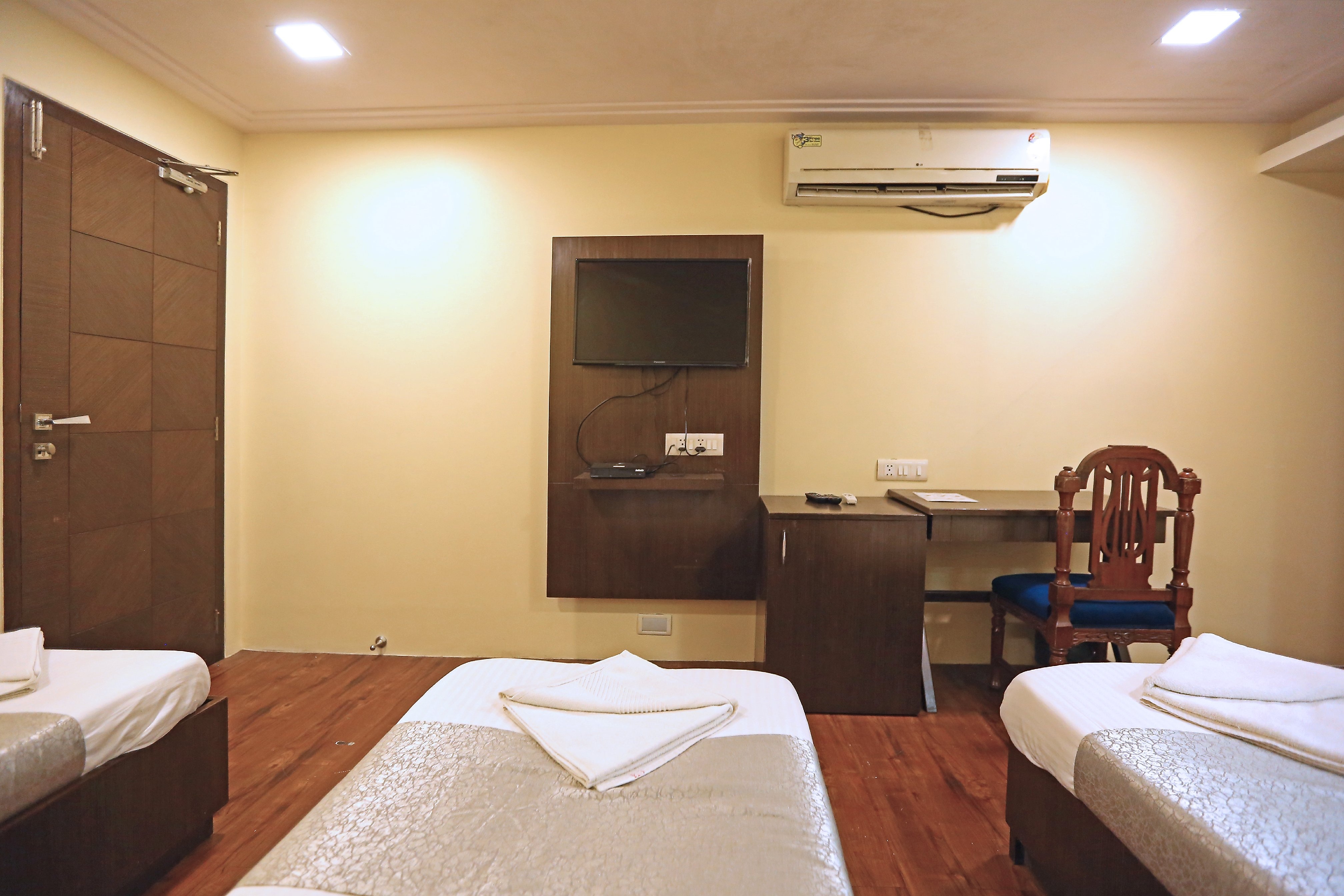 Gulf Hotel Colaba Mumbai Hotel Price, Address & Reviews