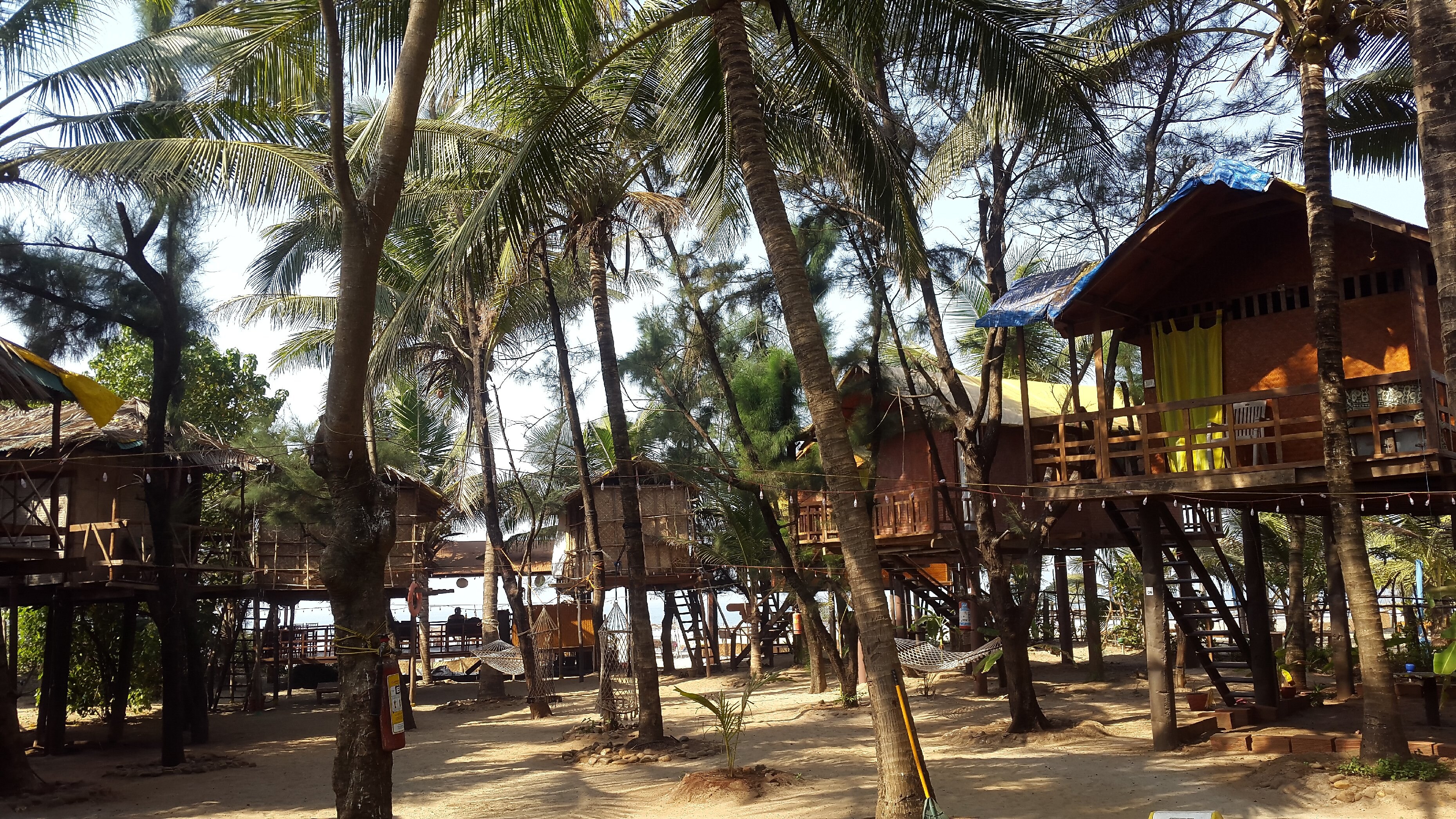 Goan Cafe N Resort | Goa Resort BOOK @ ₹1