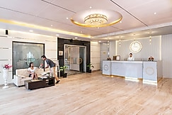 Best Time to Visit in Agra | Temperature, Weather & Seasons