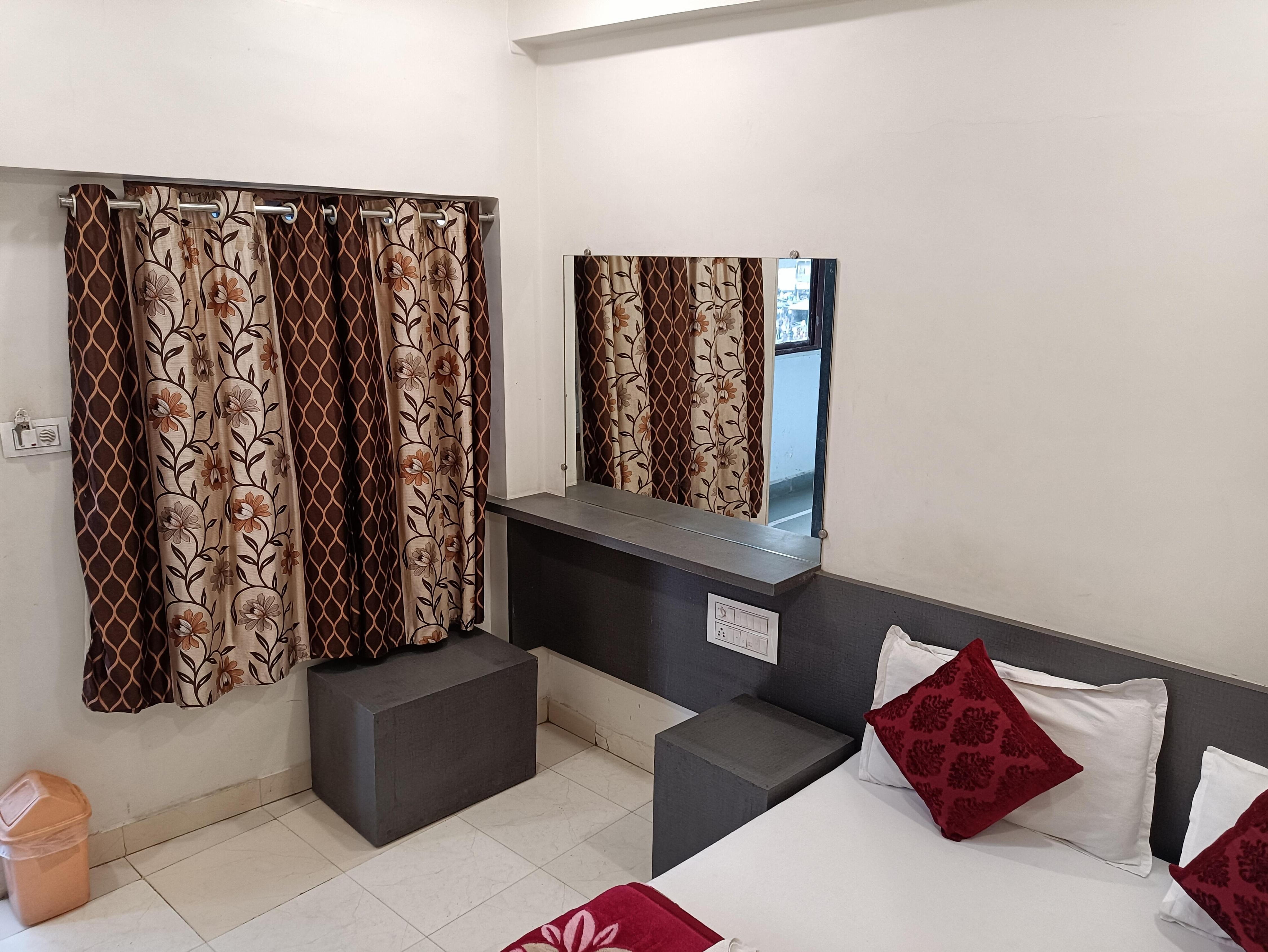 Hilton Garden Inn Surat City Centre 𝗕𝗢𝗢𝗞 Surat Hotel