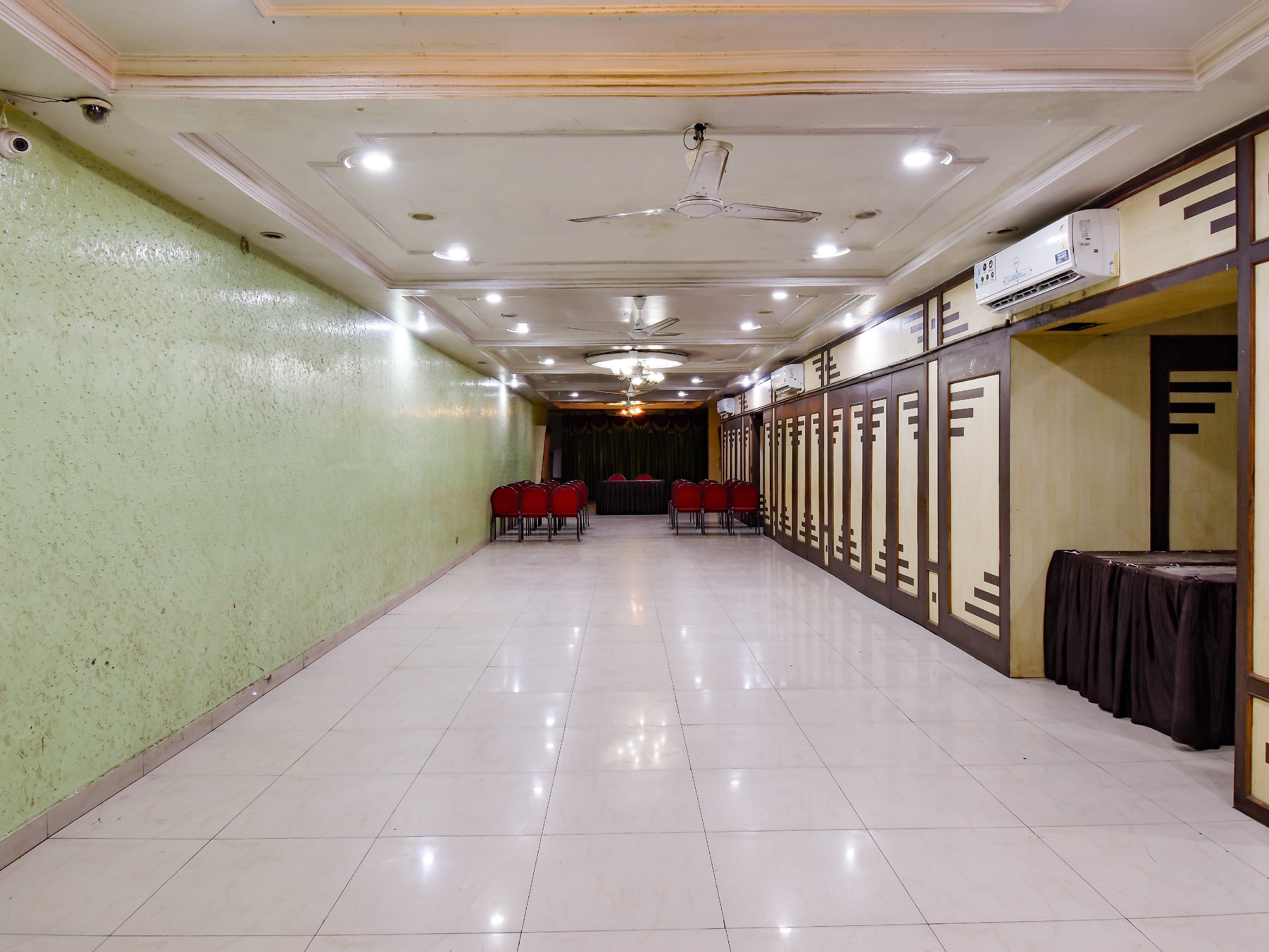 Hotel Samdariya inn Best Rates on Jabalpur Hotel Deals, Reviews & Photos