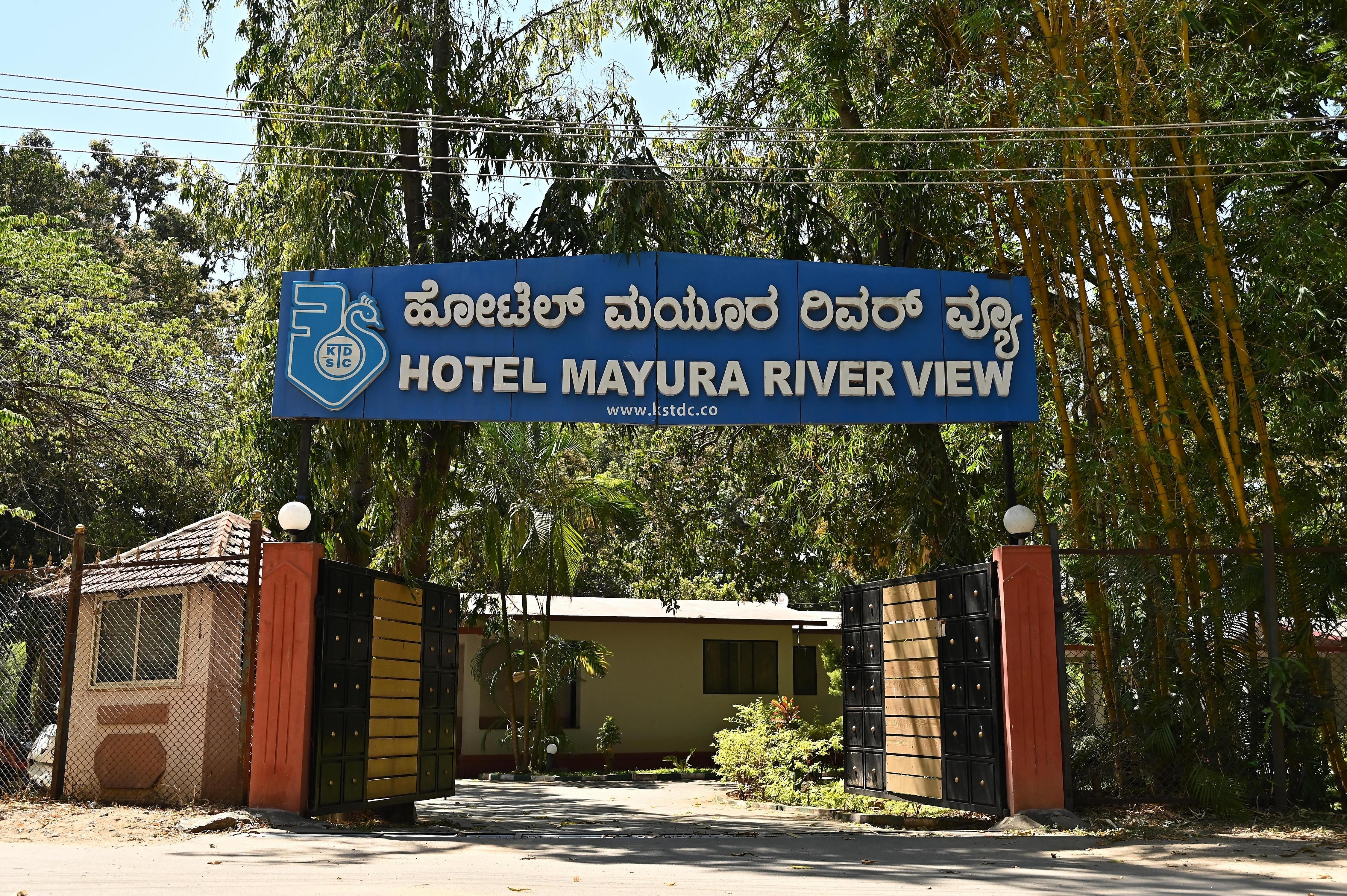 KSTDC Hotel Mayura Riverview Srirangapatna Shrirangapattana - Reviews ...