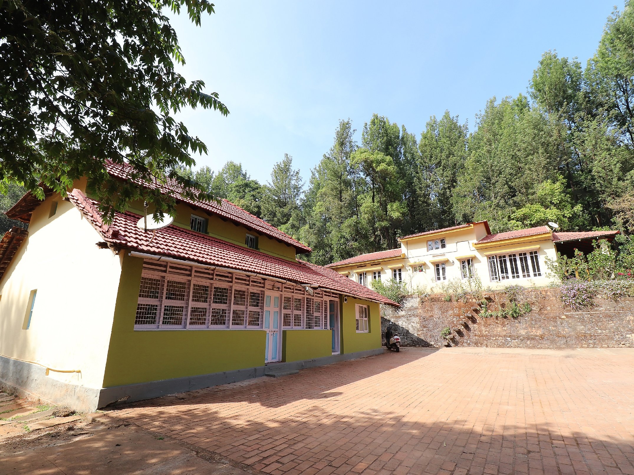 Thanmaya Homestay 𝗕𝗢𝗢𝗞 Chikmagalur Homestay